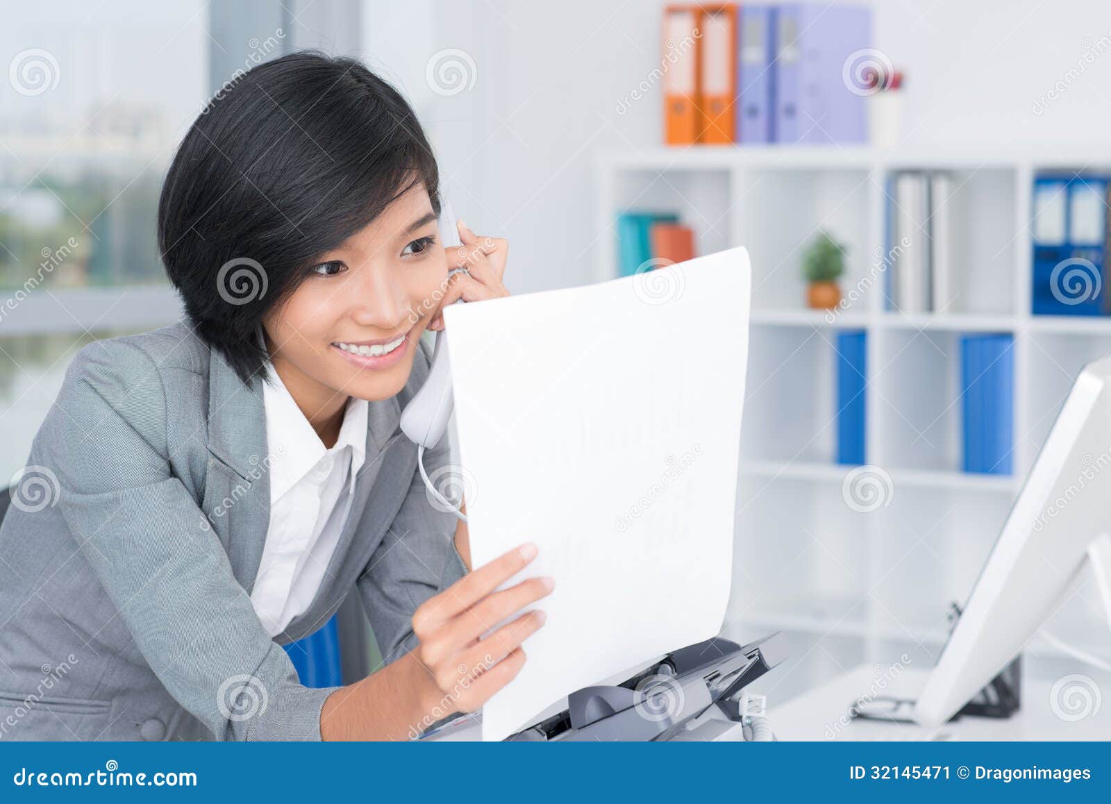 Ja, kreeg ik een fax! stock afbeelding. Image of medewerker - 32145471