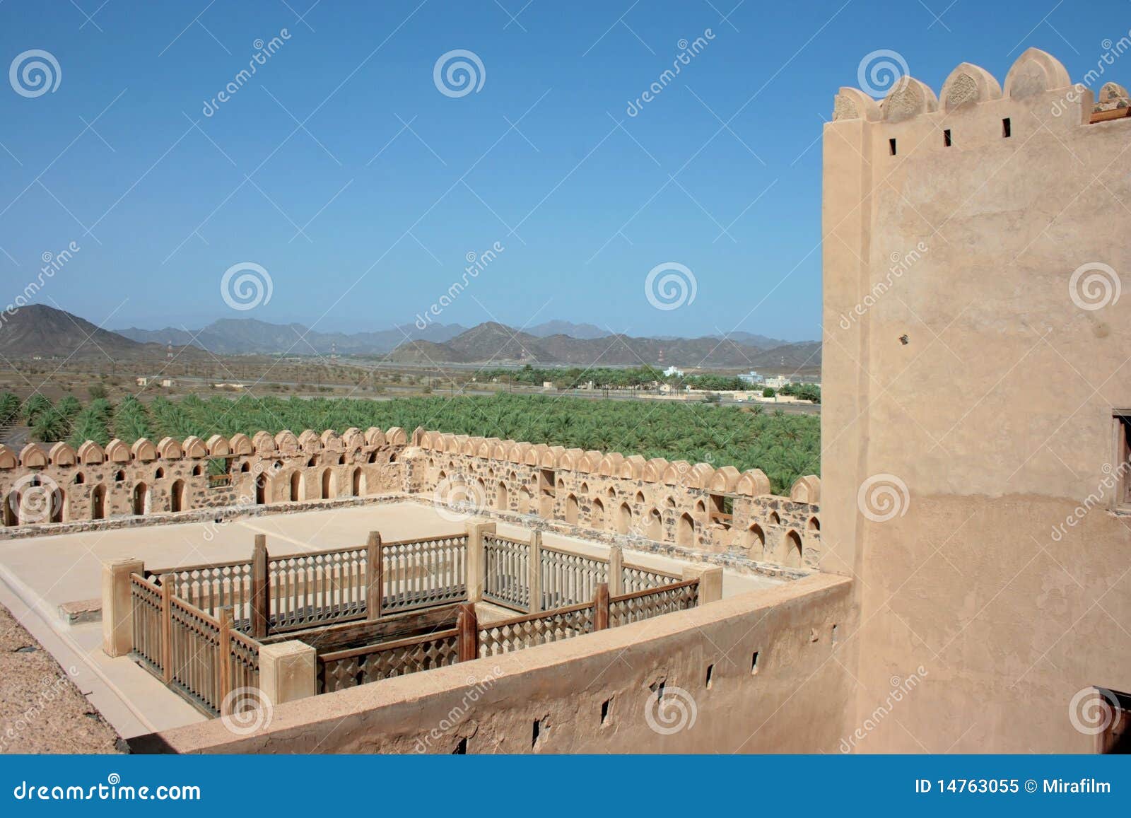 Jabrin Castle, Oman stock image. Image of medieval, ruins - 14763055