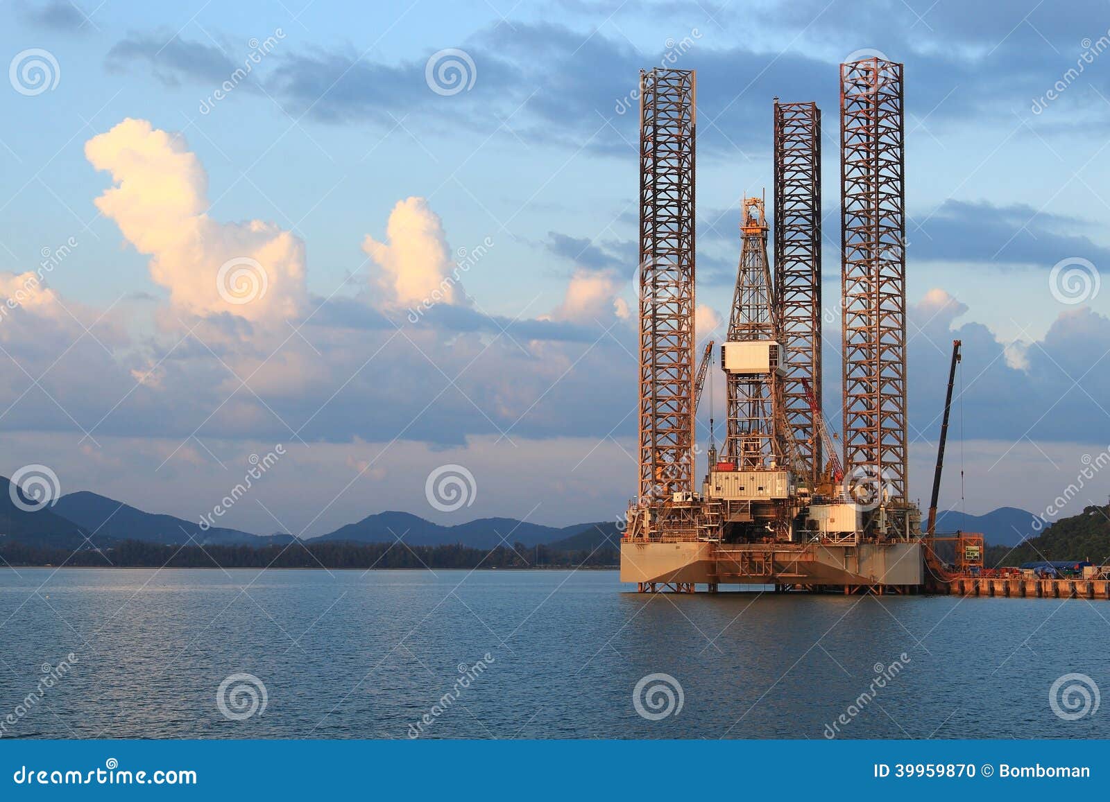 Jack Up Oil Drilling Rig in the Shipyard Stock Photo - Image of natural ...