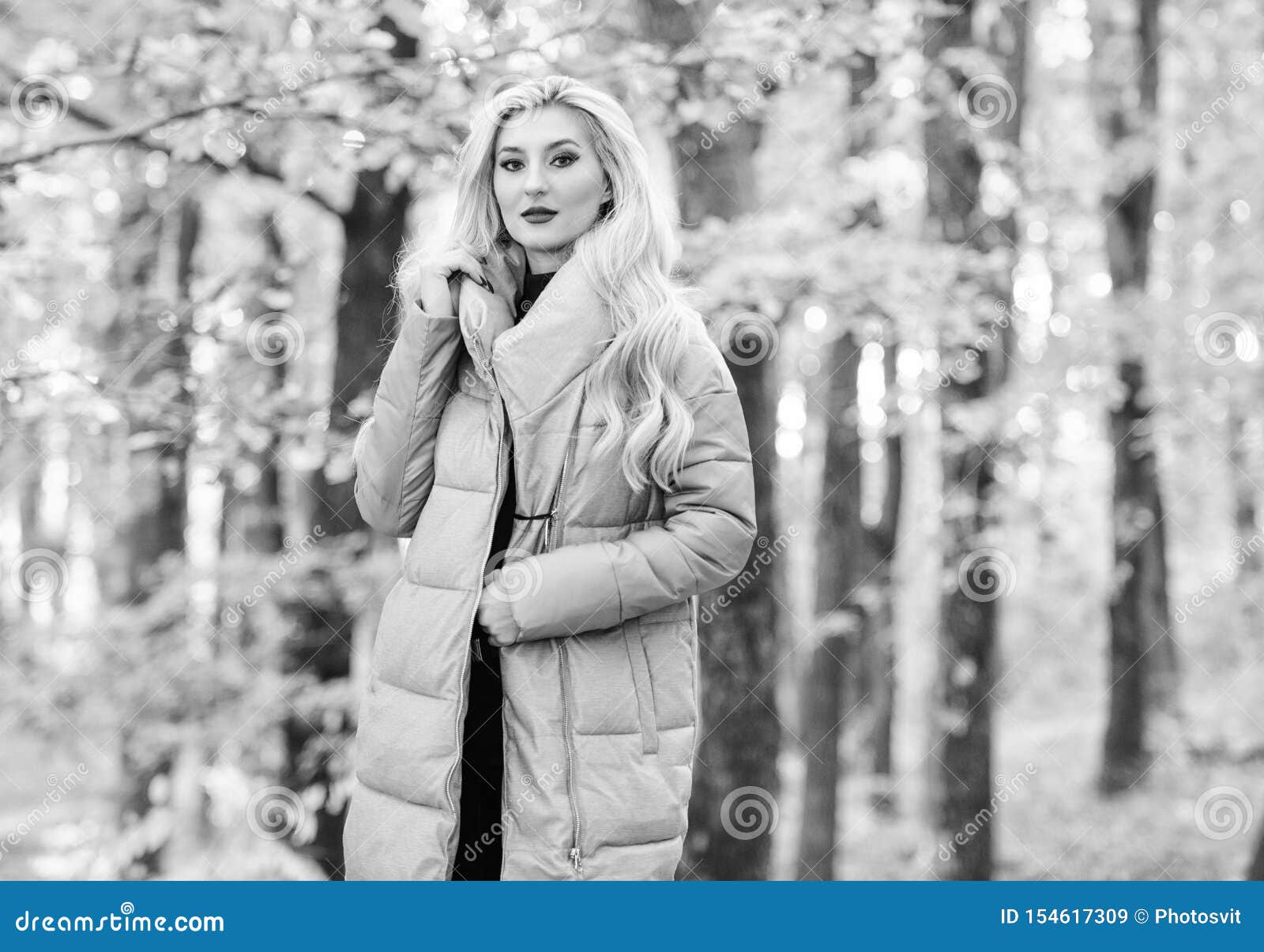 Jackets Everyone Should Have Girl Fashionable Blonde Walk In Park