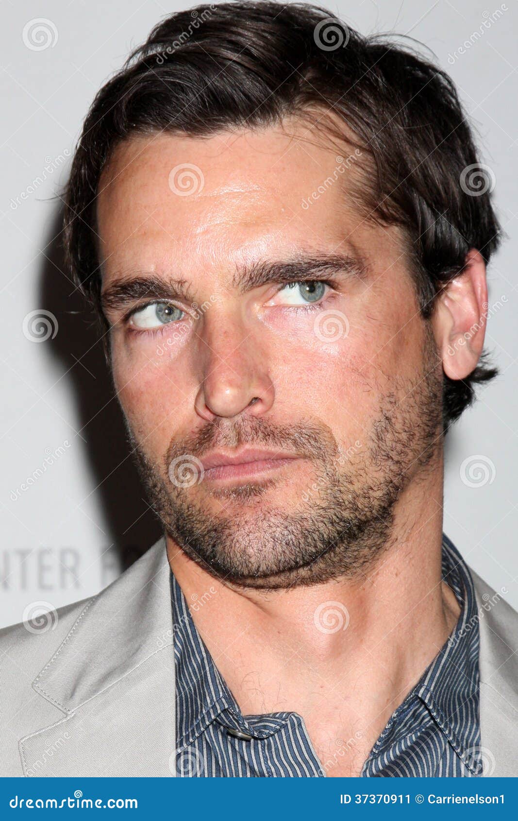 Jackson Hurst foto editorial. Imagen de llegar, gota - 37370911