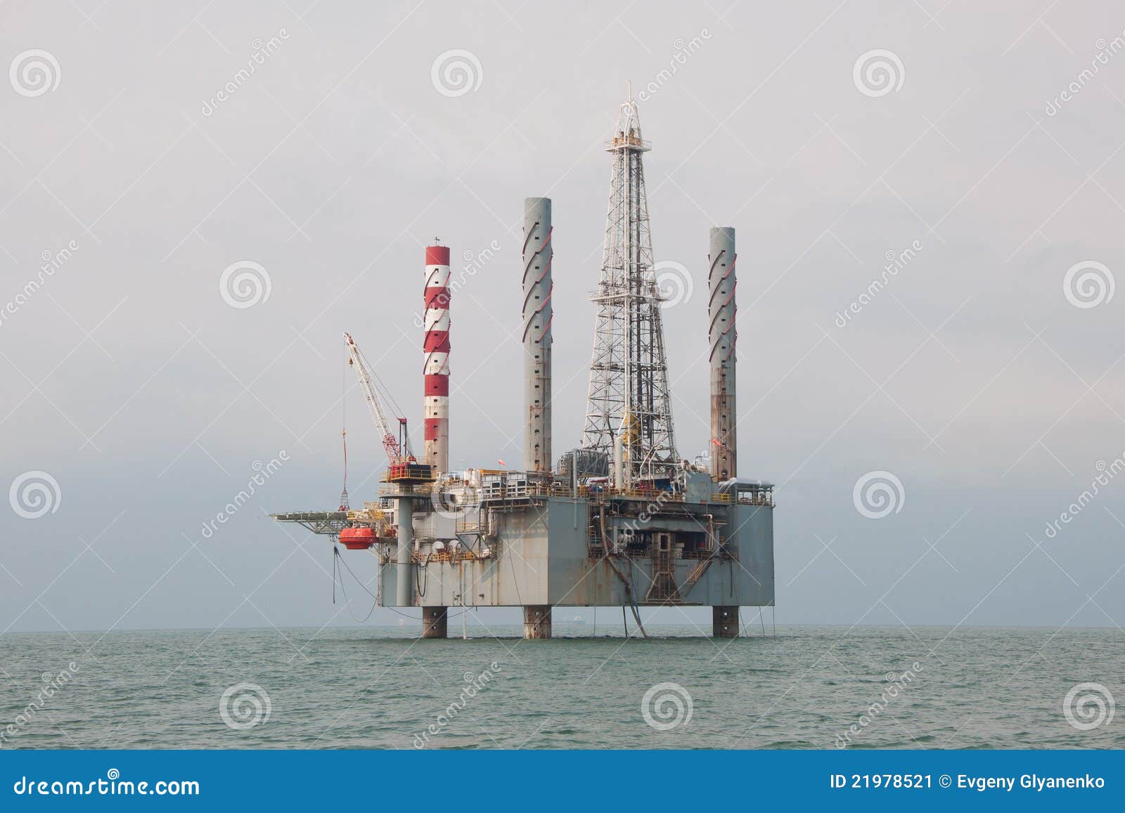 Offshore Oil And Gas Jackup Drilling Rig Work Over Remote Wellhead ...