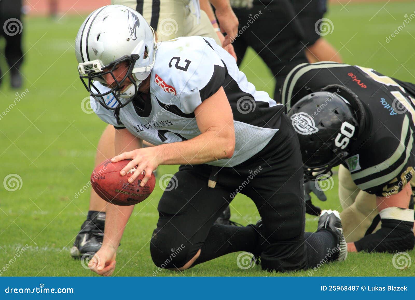 Jacob Shrum s touchdown editorial photography. Image of final - 25968487