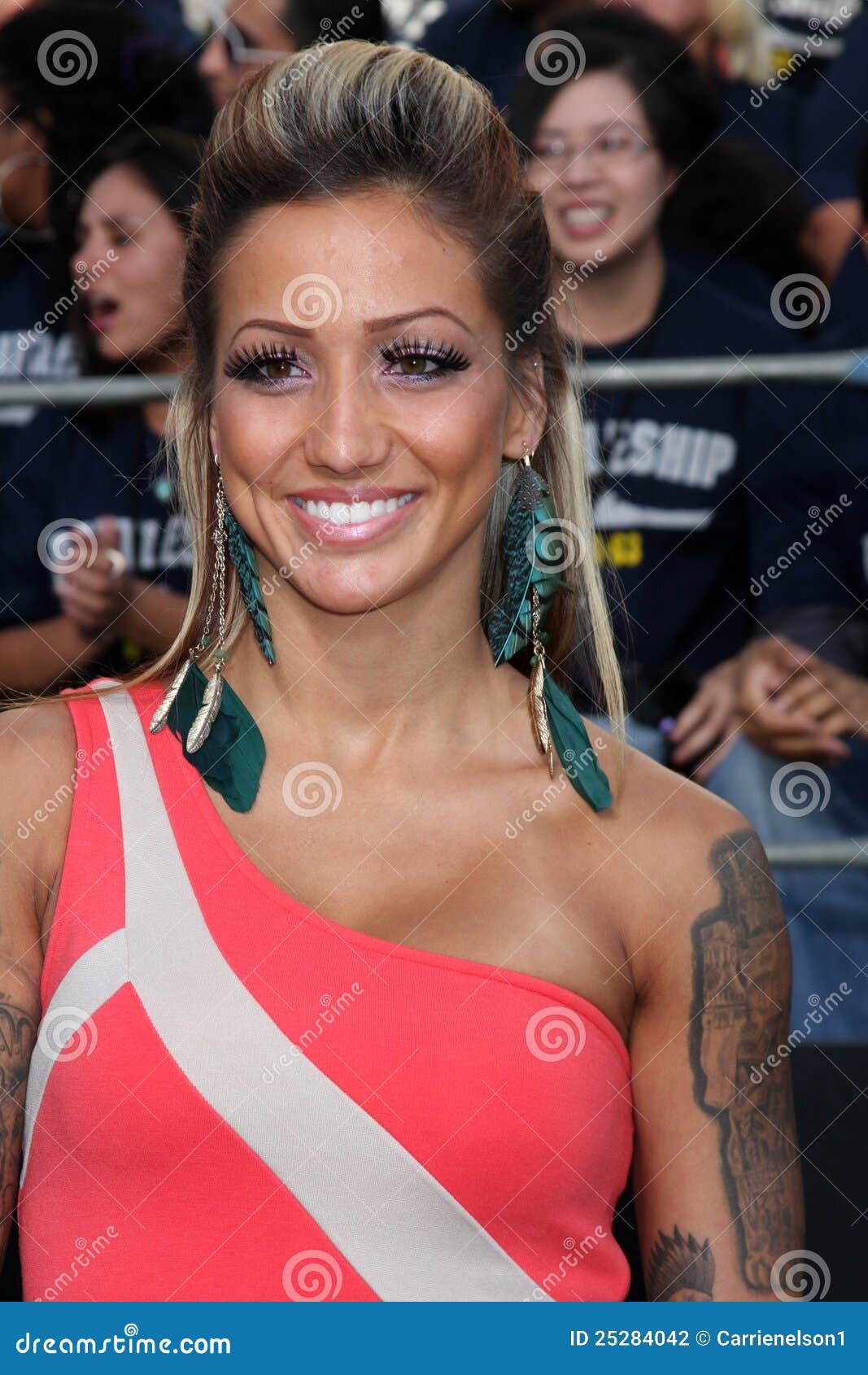 Jacqueline Carrizosa Arrives at the Editorial Photography - Image of ...