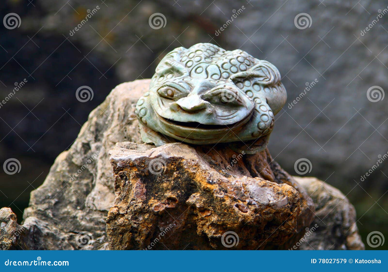 Jade Toad in the Pond of Chinese Taoist Temple Stock Image - Image of ...