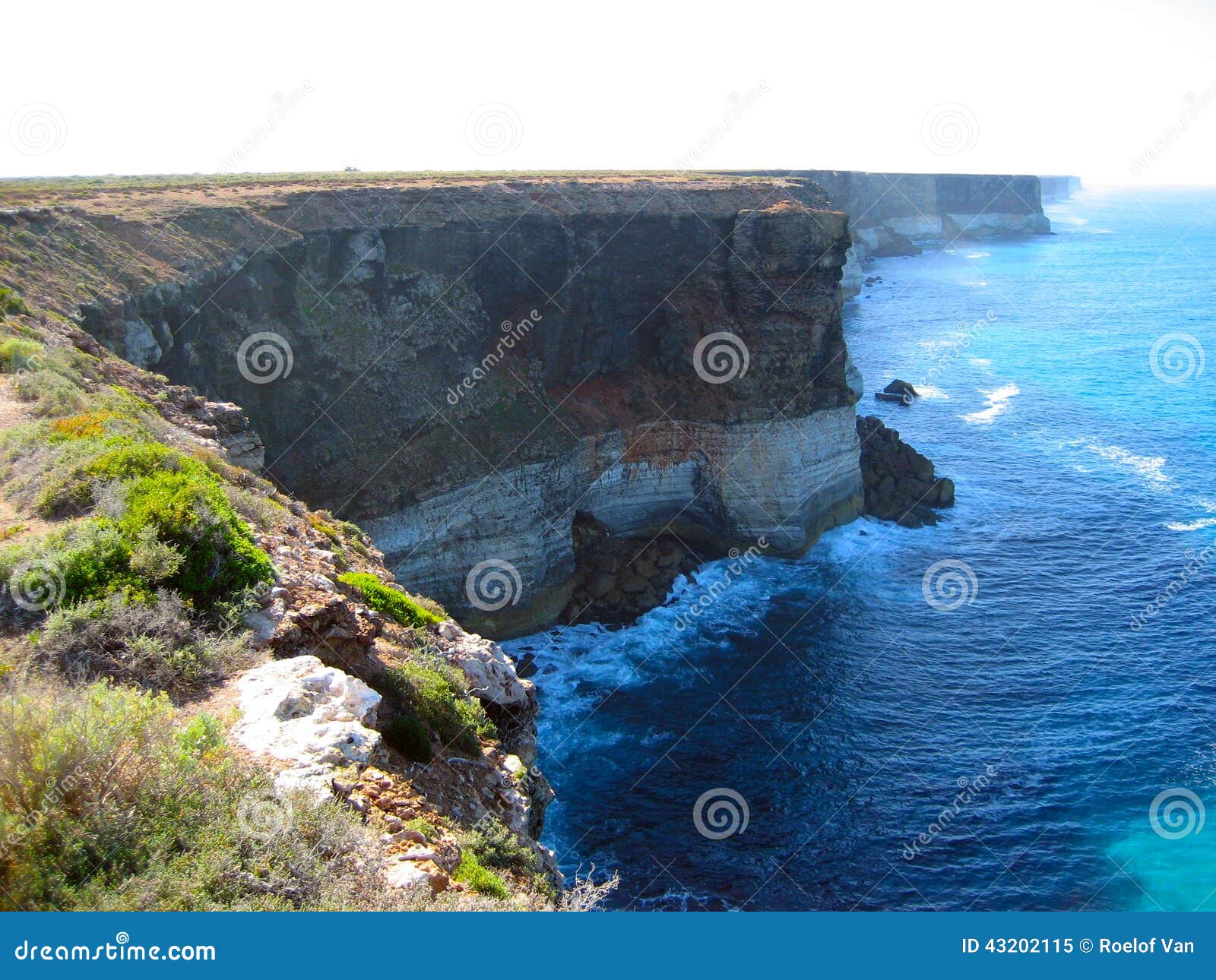 Jagged cliffs stock image. Image of great, jagged, australian - 43202115