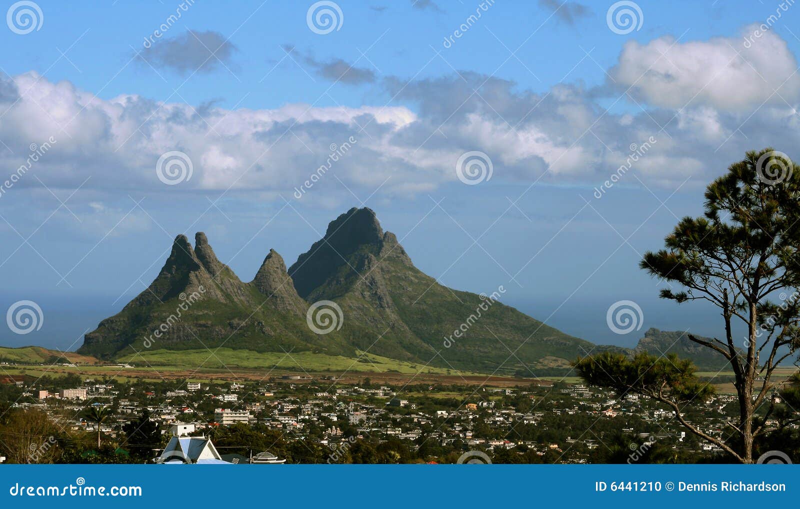 Jagged peaks stock photo. Image of jagged, sharp, scenic - 6441210