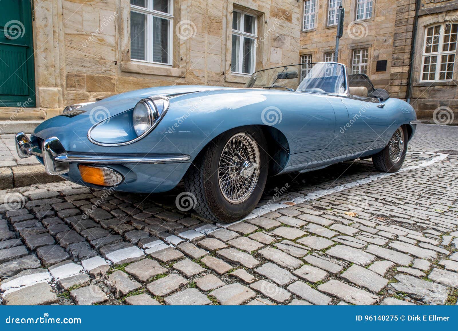 Jaguar E-Type 4.2 editorial image. Image of historical - 96140275
