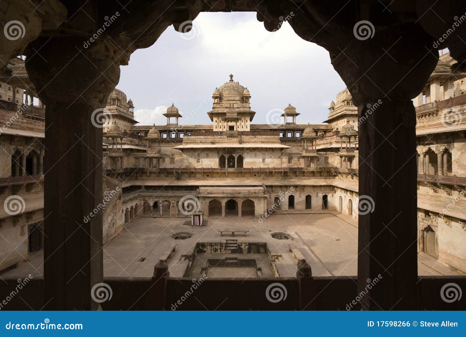 Jahangiri Mahal Palace In Agra Fort Editorial Photo | CartoonDealer.com ...