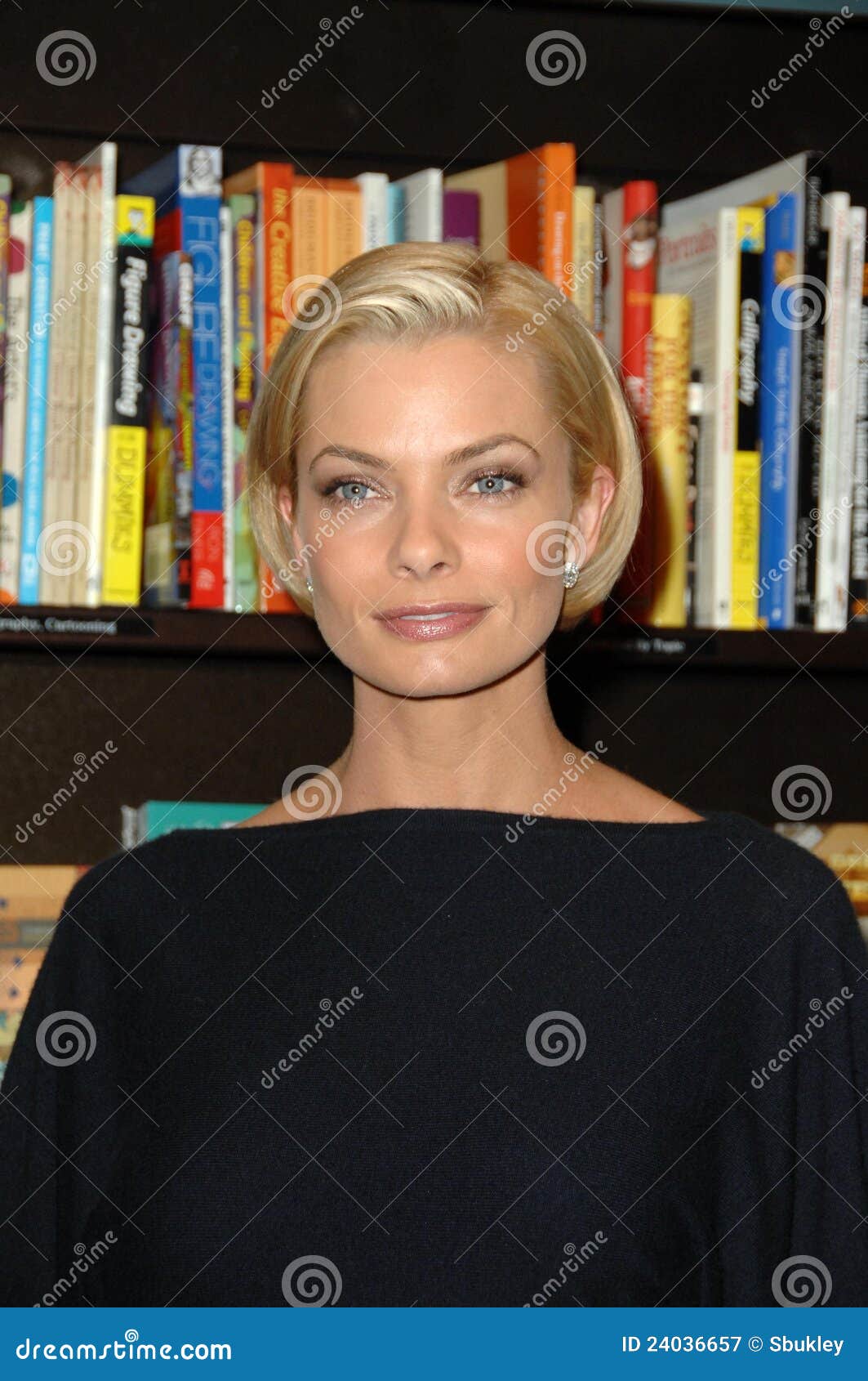 Jaime Pressly fotografía editorial. Imagen de barnes - 24036657