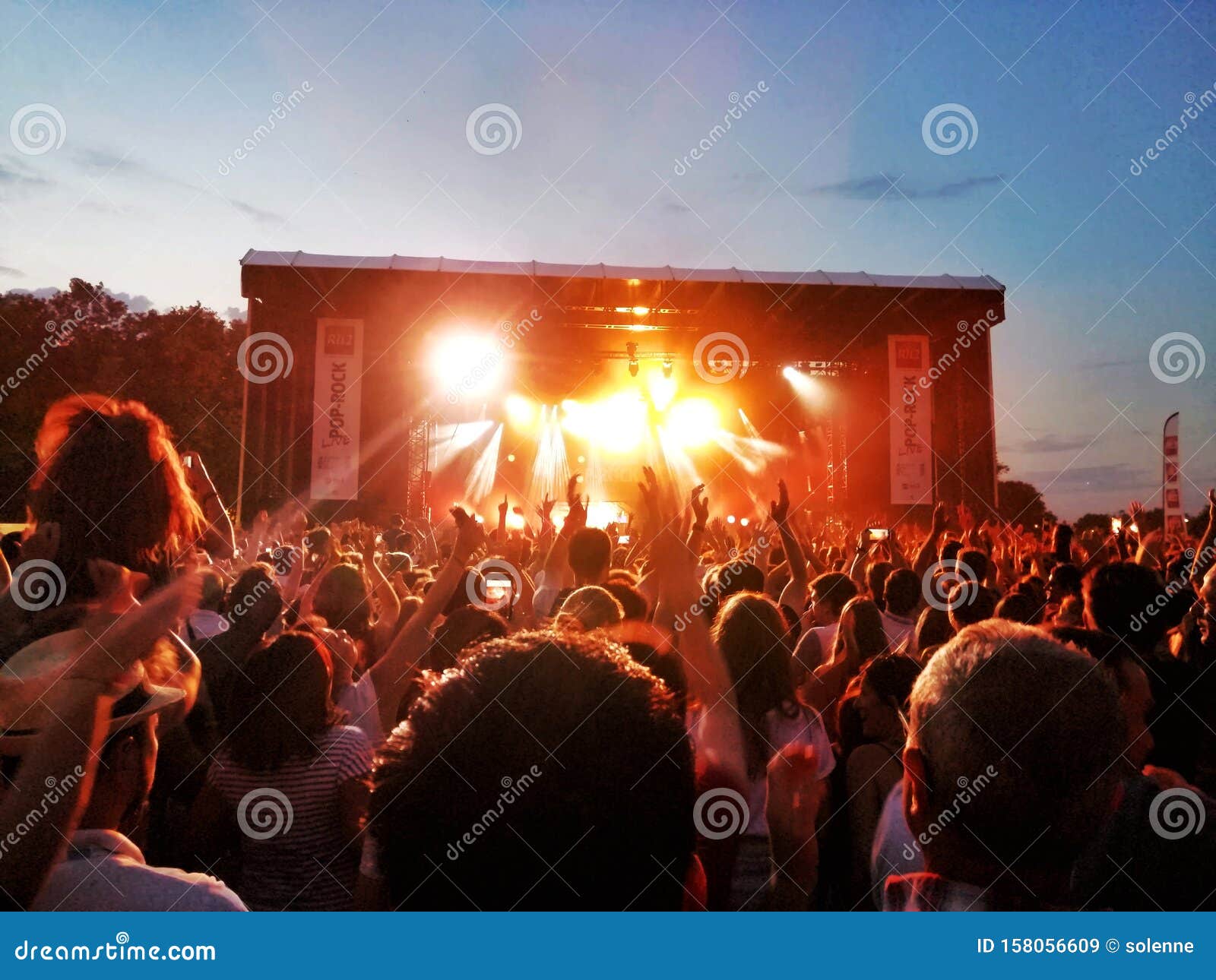 Jain concert in Bordeaux editorial stock image. Image of concert ...