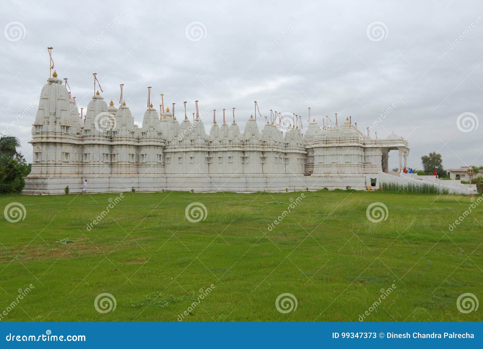 Jaintempel, 72, Bhinmal Jinalaya, Rajasthan, India Stock Afbeelding ...