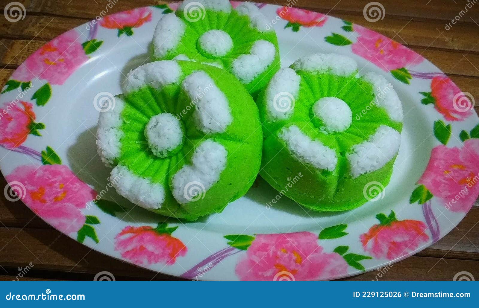 216 Tradisional Kue Stock Photos - Free & Royalty-Free Stock Photos ...