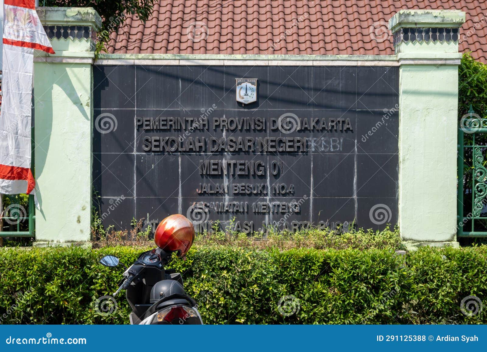 State Elementary School Menteng 01, Also Known As SDN Besuki or the ... State Elementary School Menteng 01, Also Known As SDN Besuki or the ...