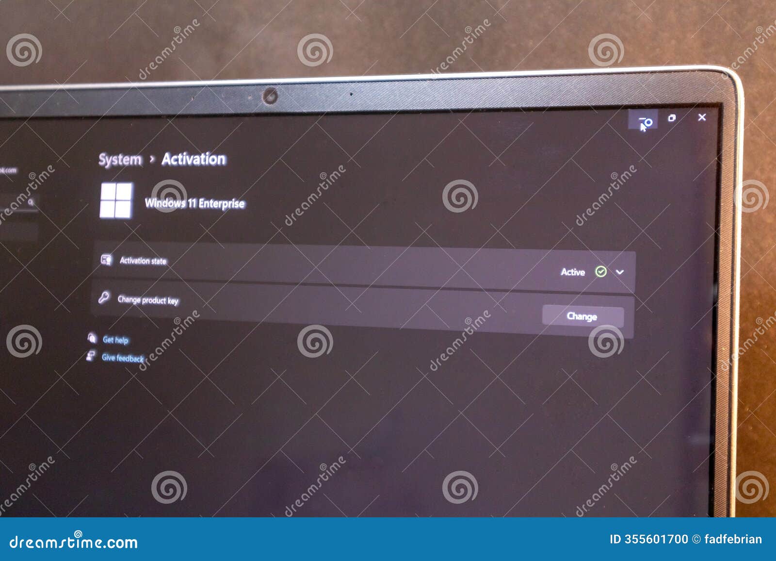 Microsoft Windows 11 Operating Systems Activation on Laptop Editorial ...
