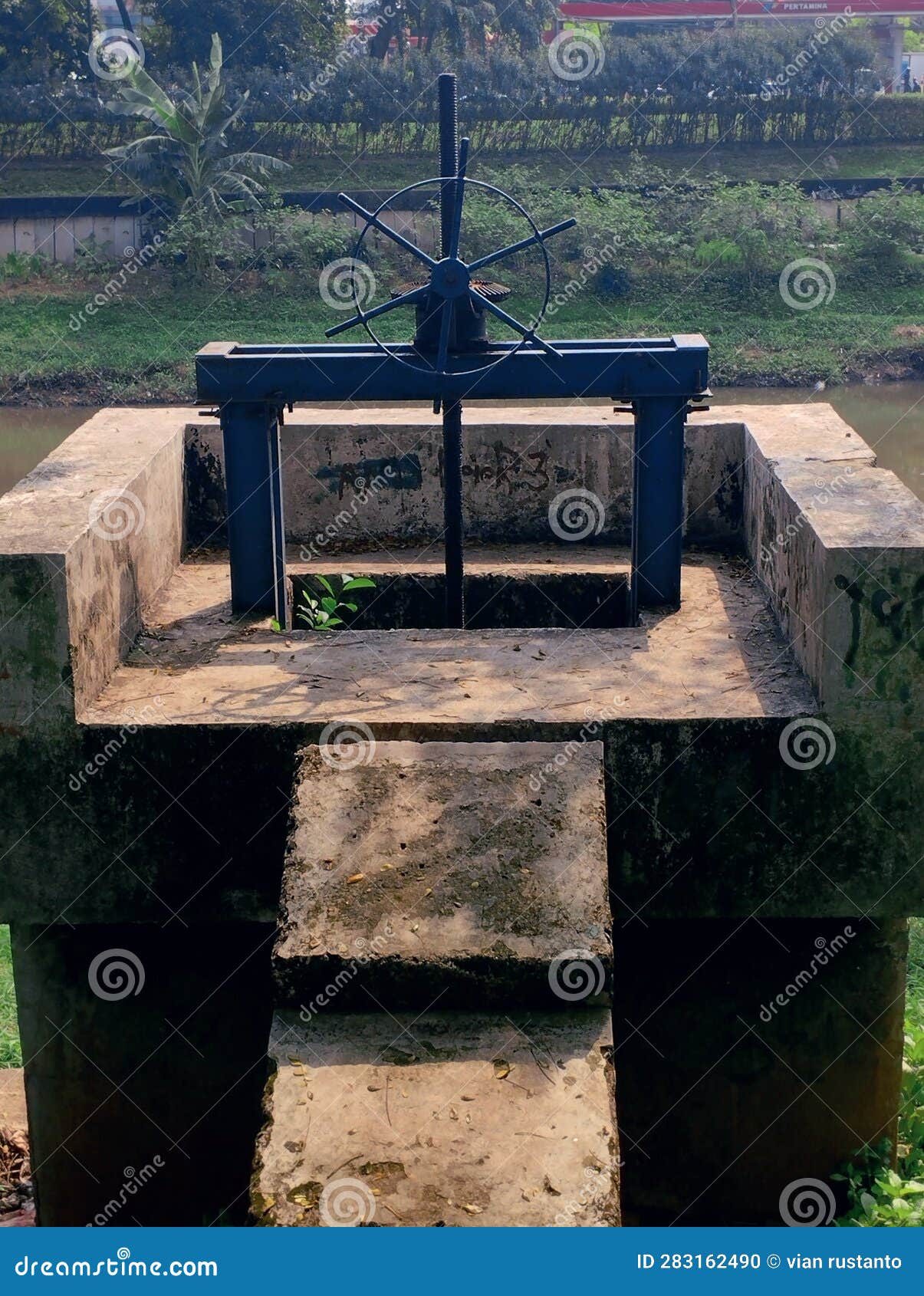 Jakarta River Irrigation Sluice Building Stock Photo - Image of ...