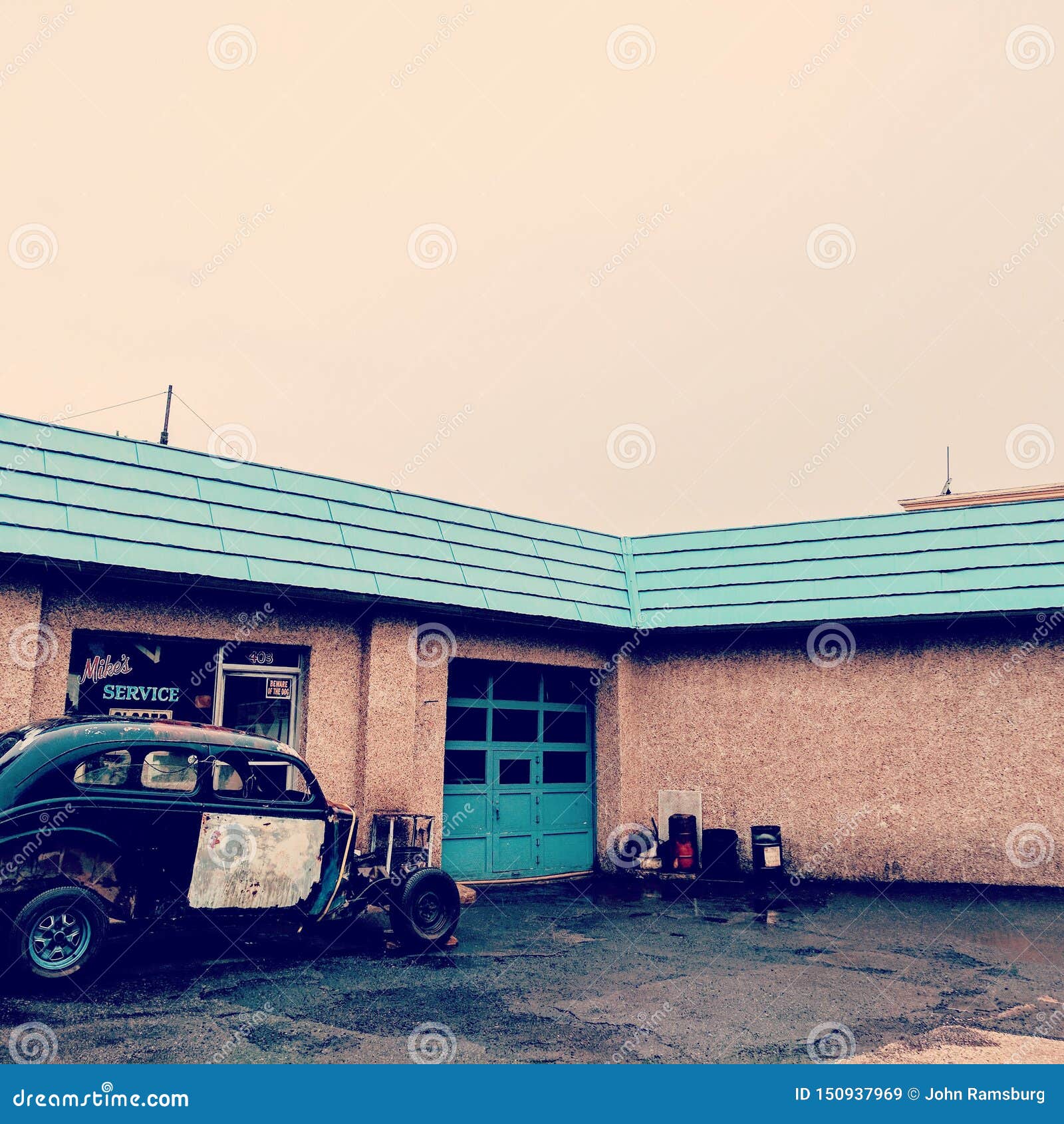 Jalopy editorial stock image. Image of cars, jalopy - 150937969