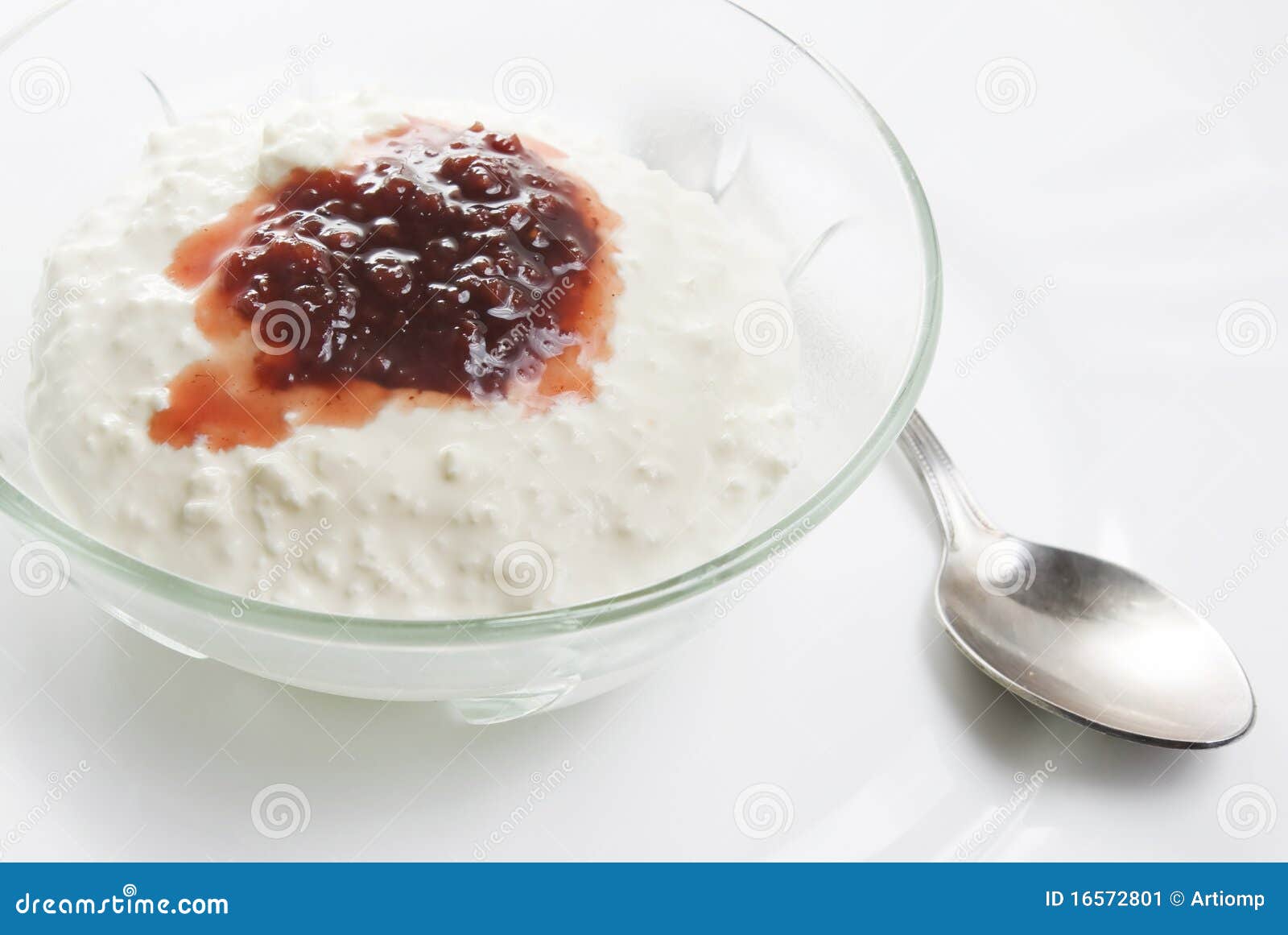 Jam with Cottage Cheese Over White Stock Image - Image of meal, cottage ...