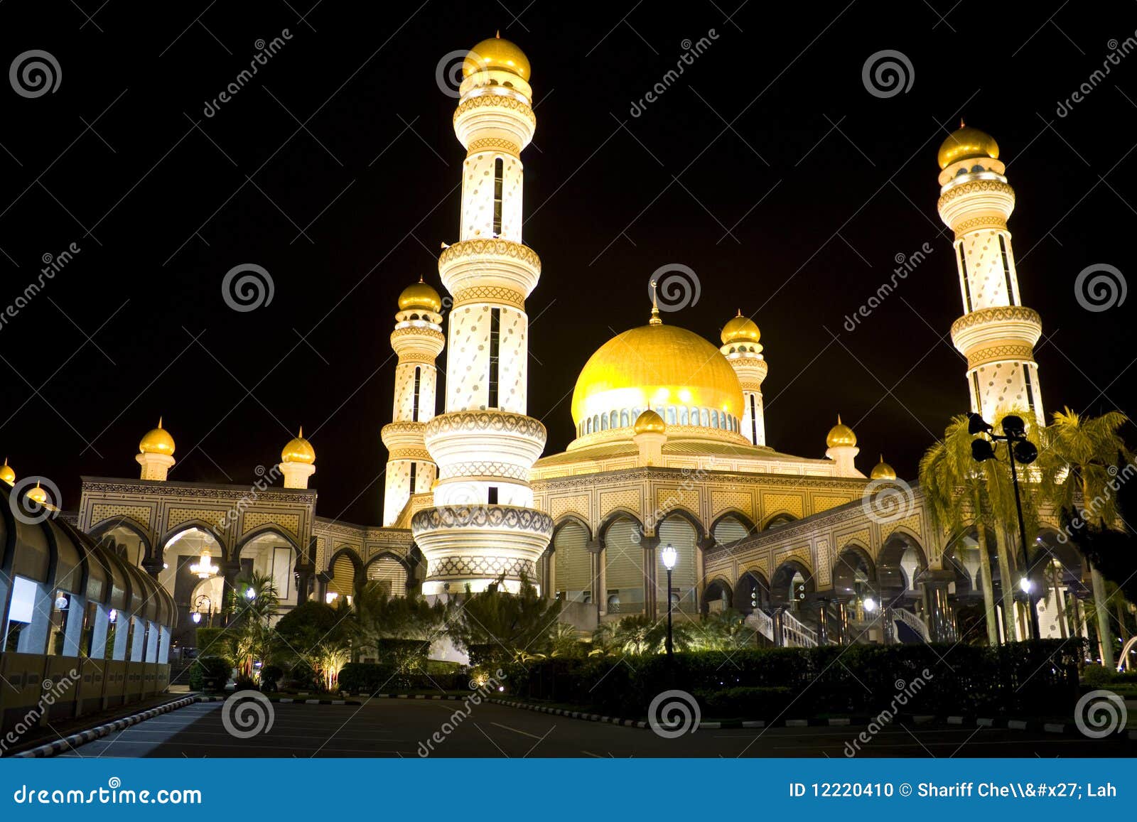 Jame Asr Hassanil Bolkiah Mosque Stock Photo - Image of begawan ...