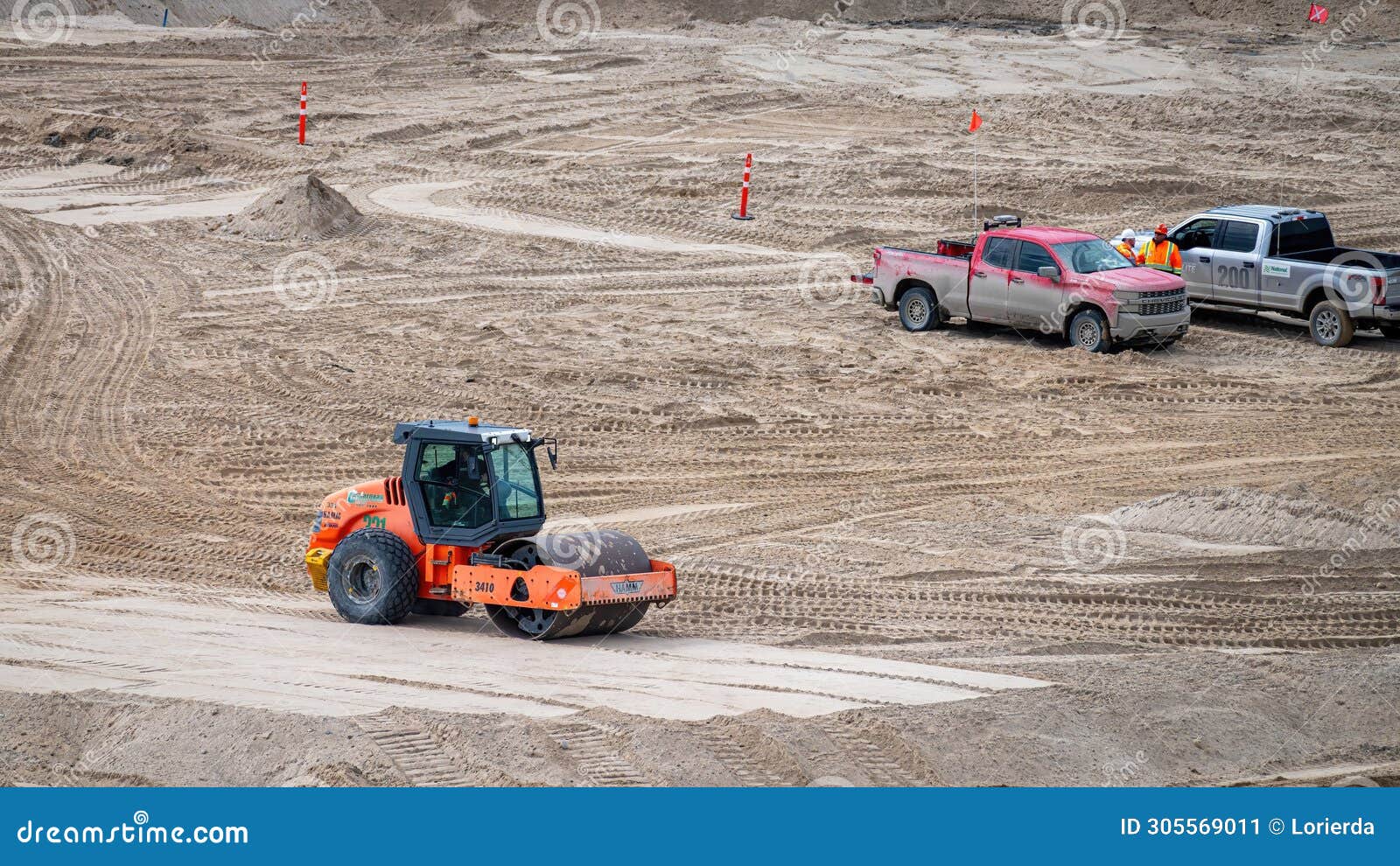 James Bay, Quebec, Canada, 2024-04-13, Vibratory Soil Roller Compactor ...