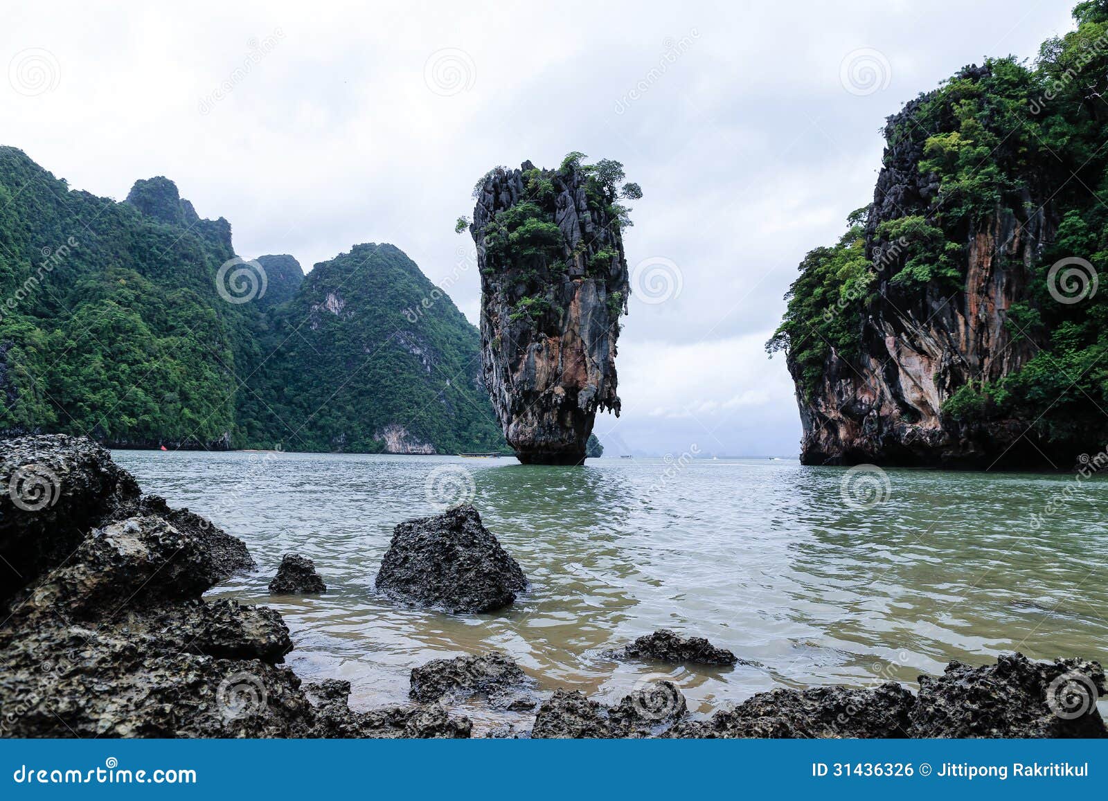 James Bond Island foto de stock. Imagem de sunlight, exterior - 31436326