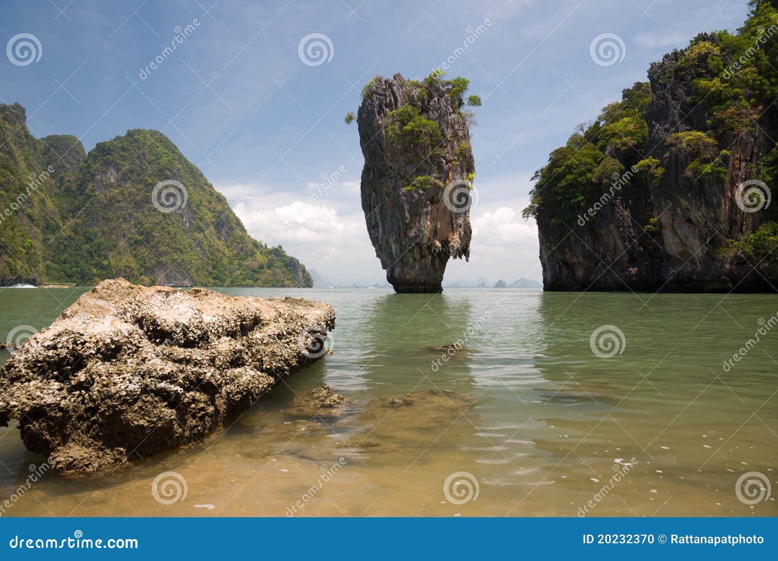 James Bond Island Ro Khao Tapu Stock Photo - Image of filming, nature ...