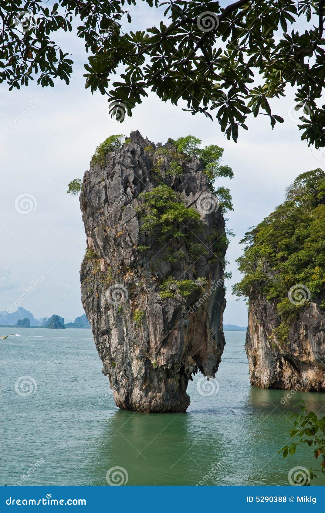 James Bond (Ko Tapu) Island Picture. Image: 5290388