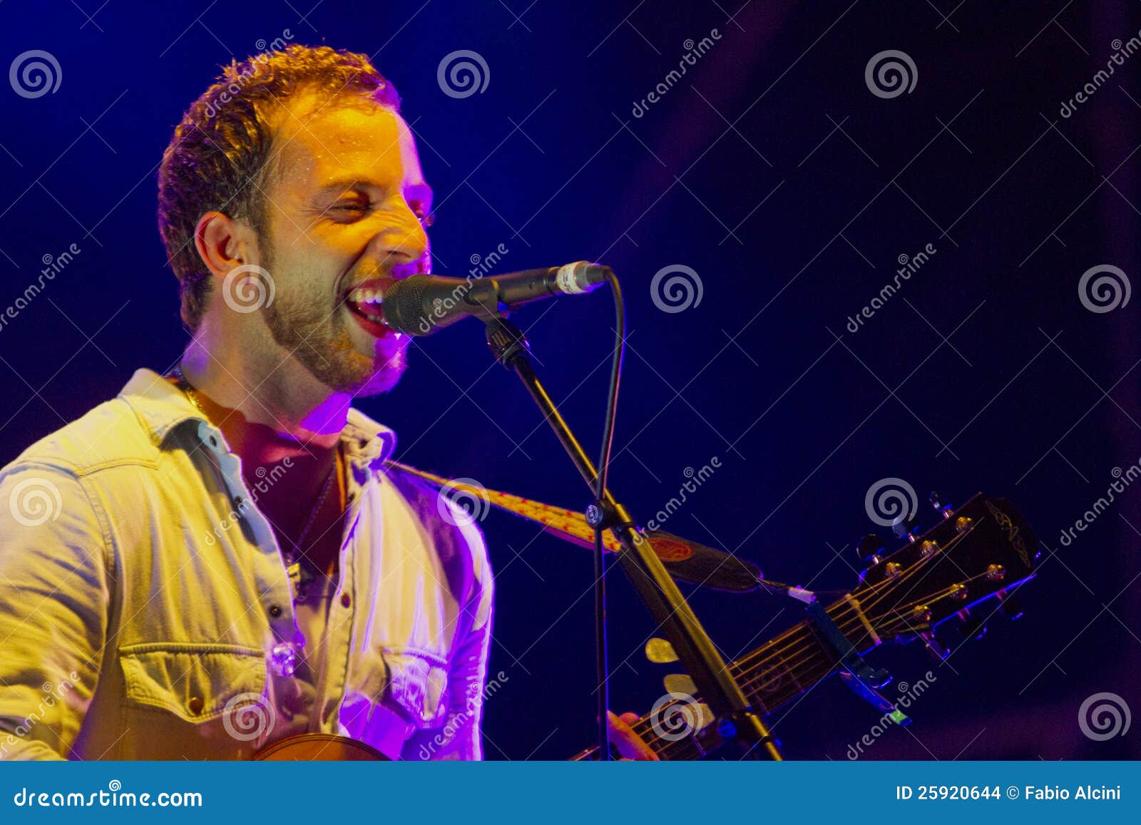 James Morrison editorial stock image. Image of person - 25920644