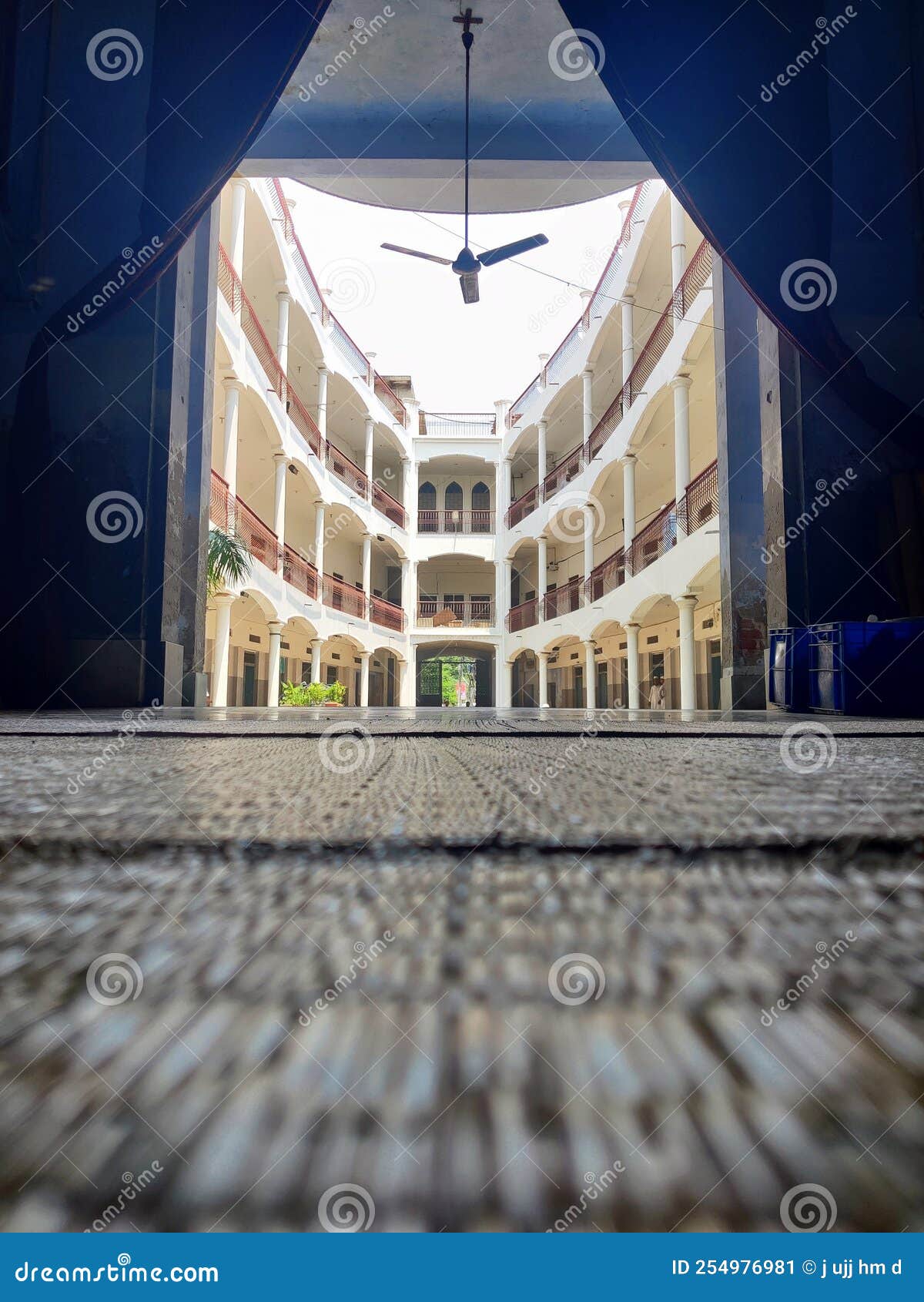 Jamia Arabia matlaululoom stock image. Image of arabia - 254976981