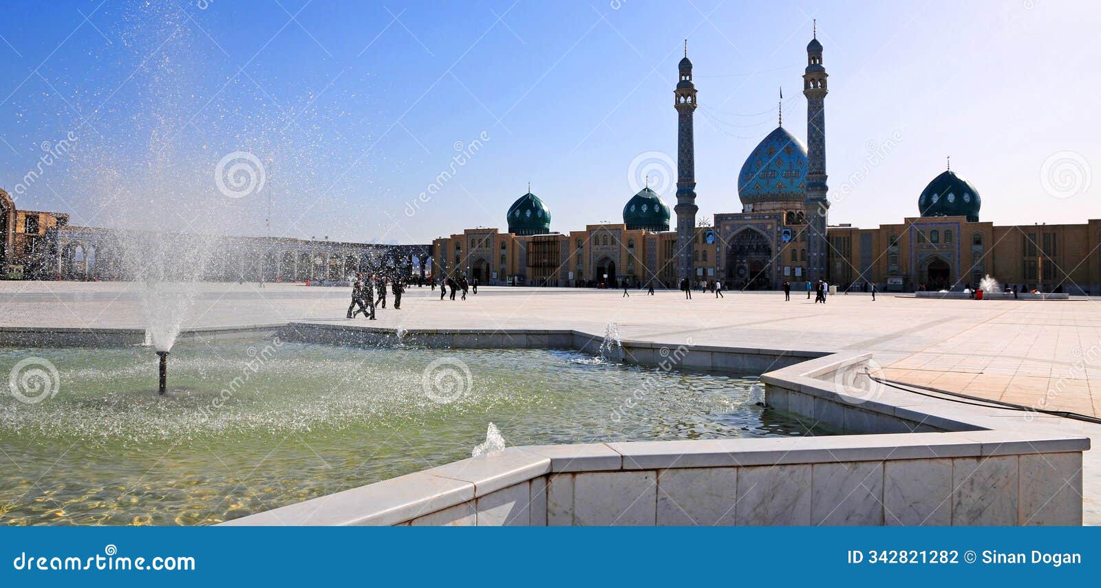 Jamkaran Mosque stock illustration. Illustration of facade - 342821282