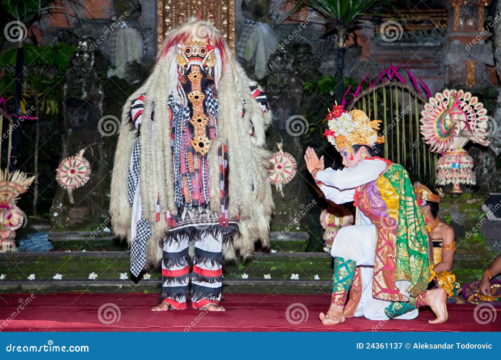 Janger Dance, Ubud, Bali, Indonesia. Editorial Photography - Image of ...
