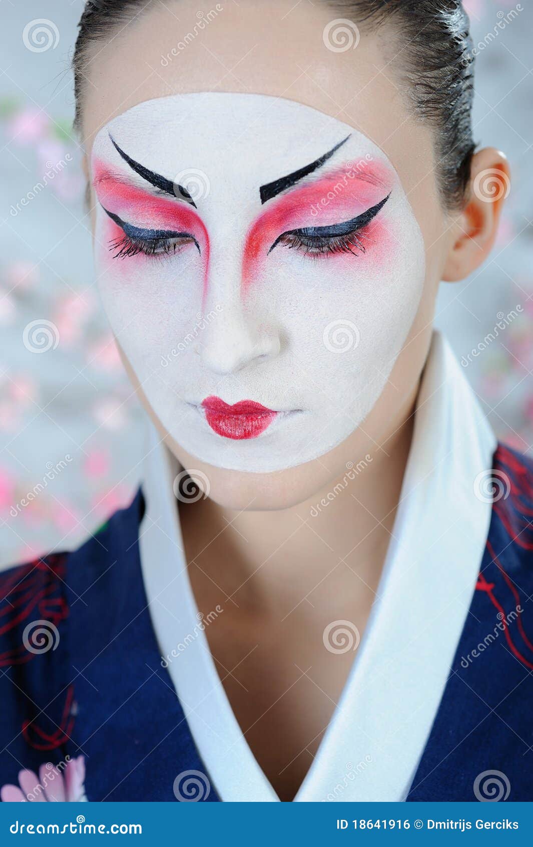 Japan Geisha Woman with Creative Make-up Stock Photo - Image of ...