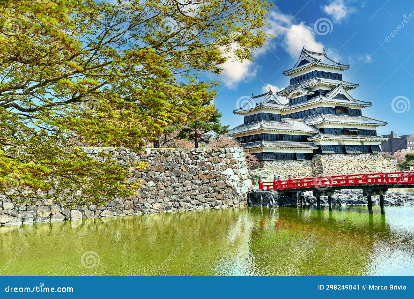 Japan. Matsumoto Castle editorial photo. Image of reservoir - 298249041