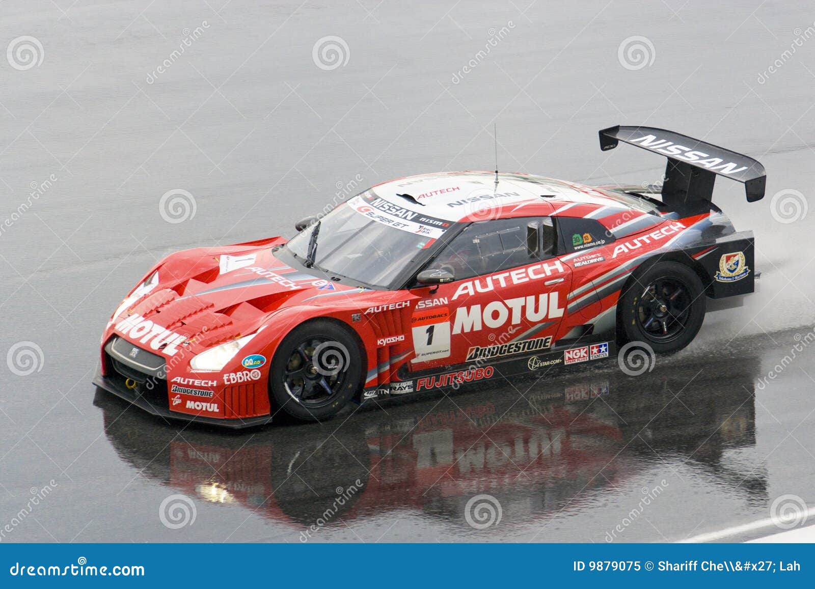 Japan Super GT 2009 - Team Nismo Editorial Image - Image of danger ...