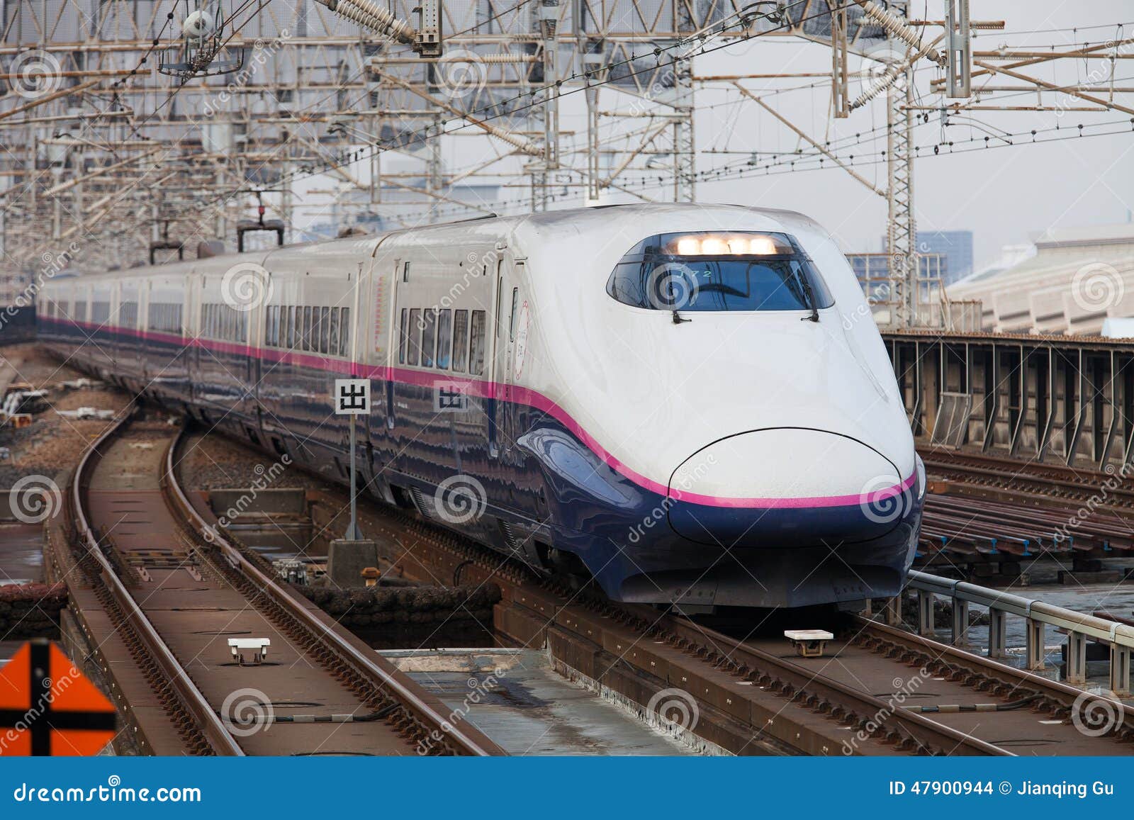 Japan-Zug stockfoto. Bild von tokio, zeitplan, spur, japan - 47900944