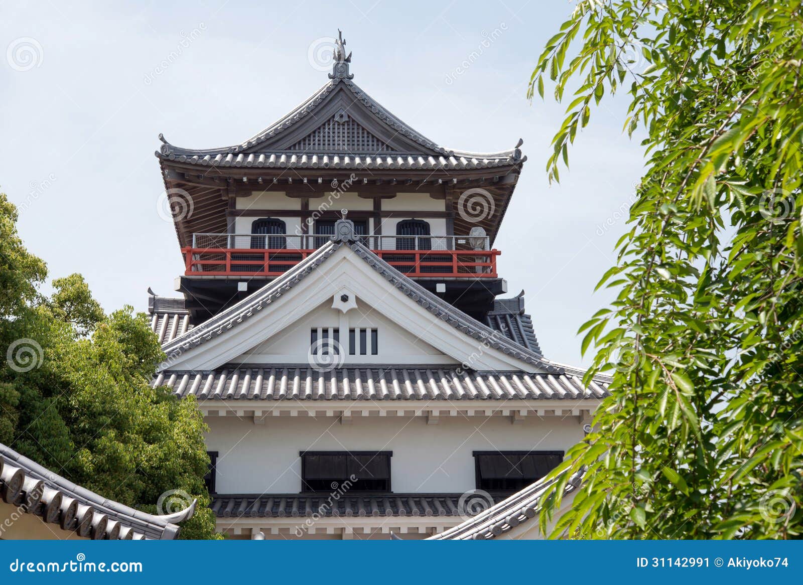 Japanese castle stock image. Image of architecture, ornament - 31142991