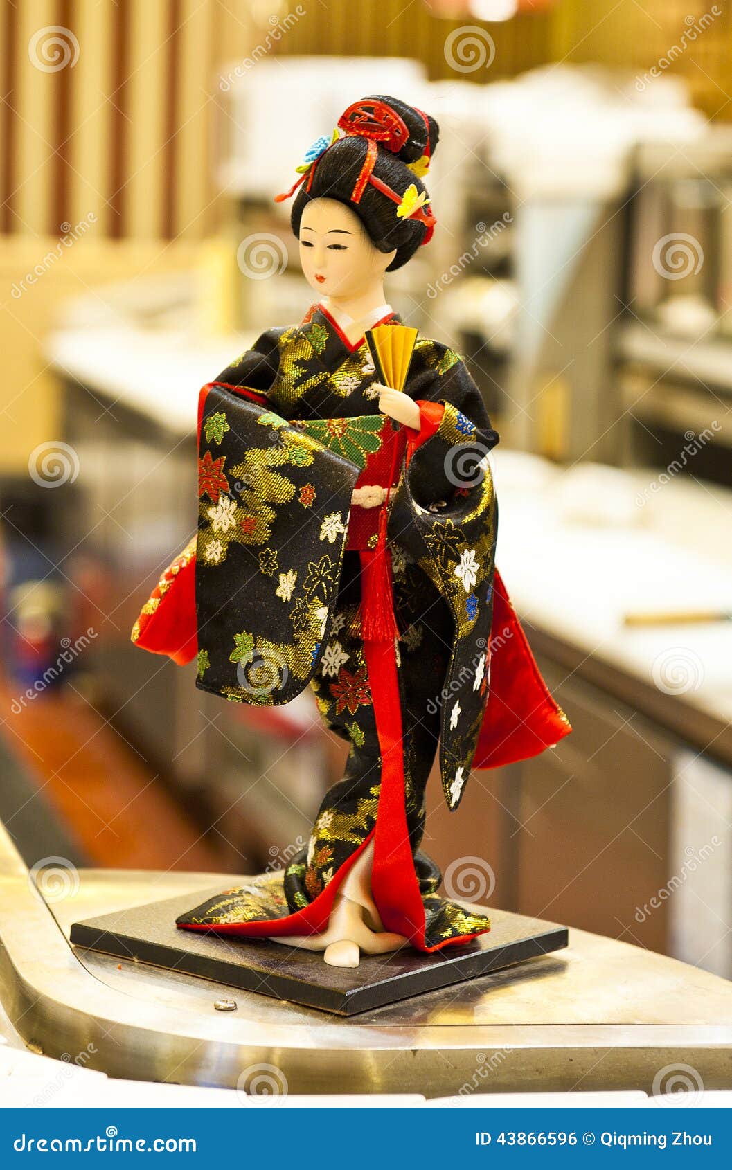 Japanese Dolls Stock Photography | CartoonDealer.com #43866596