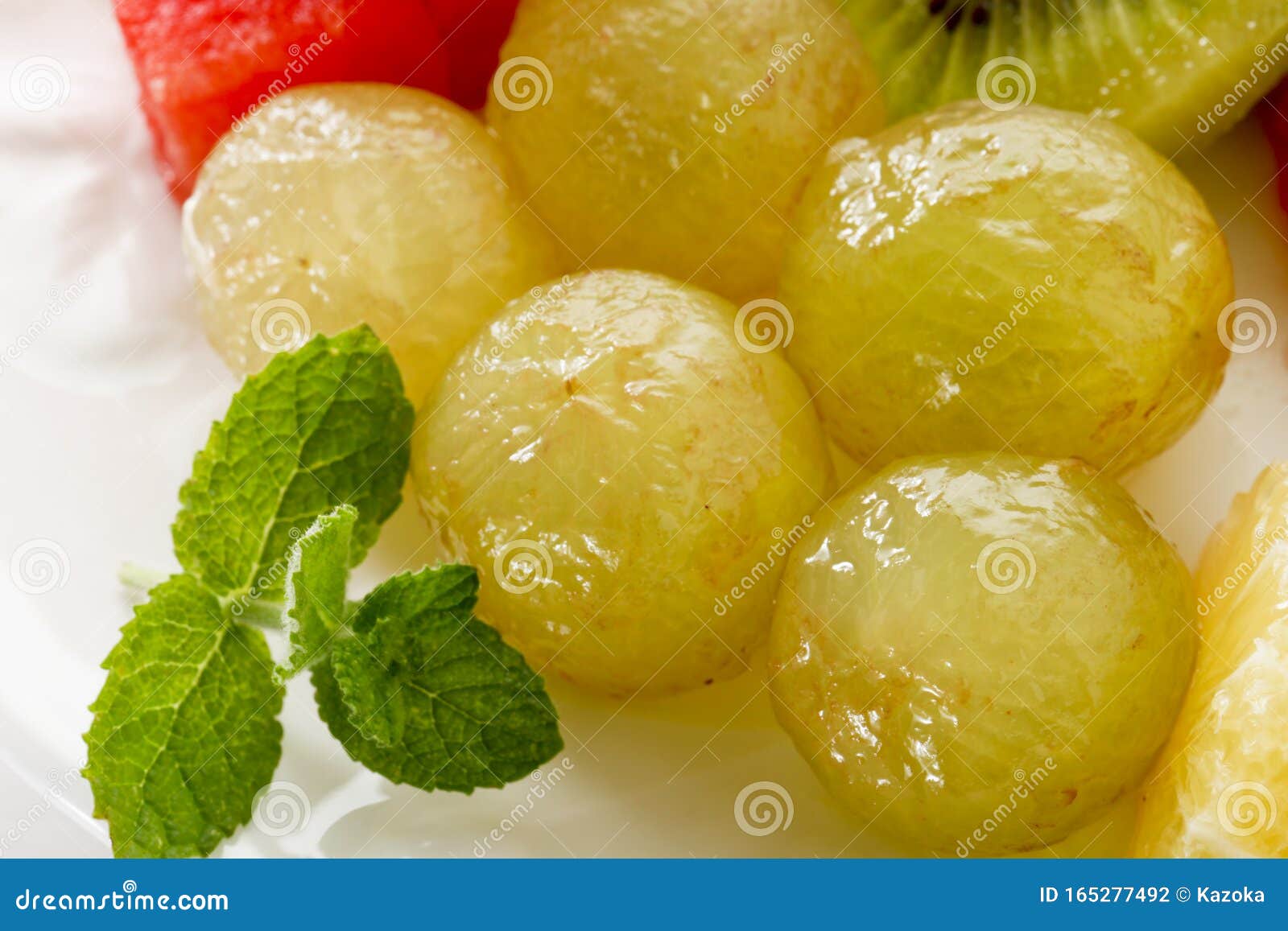 Japanese Fruit Platter, Beautifully Cut Fruit Stock Photo - Image of ...