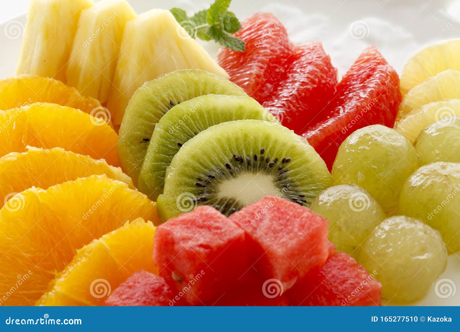 Japanese Fruit Platter, Beautifully Cut Fruit Stock Photo - Image of ...