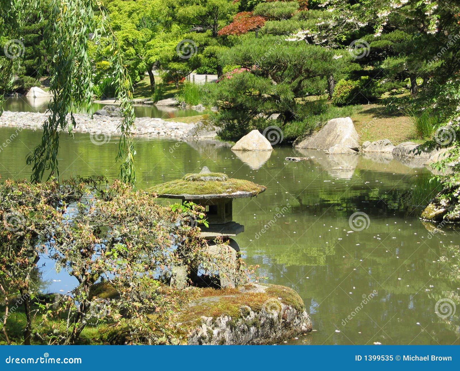 Japanese Garden stock image. Image of japan, shinto, garden - 1399535
