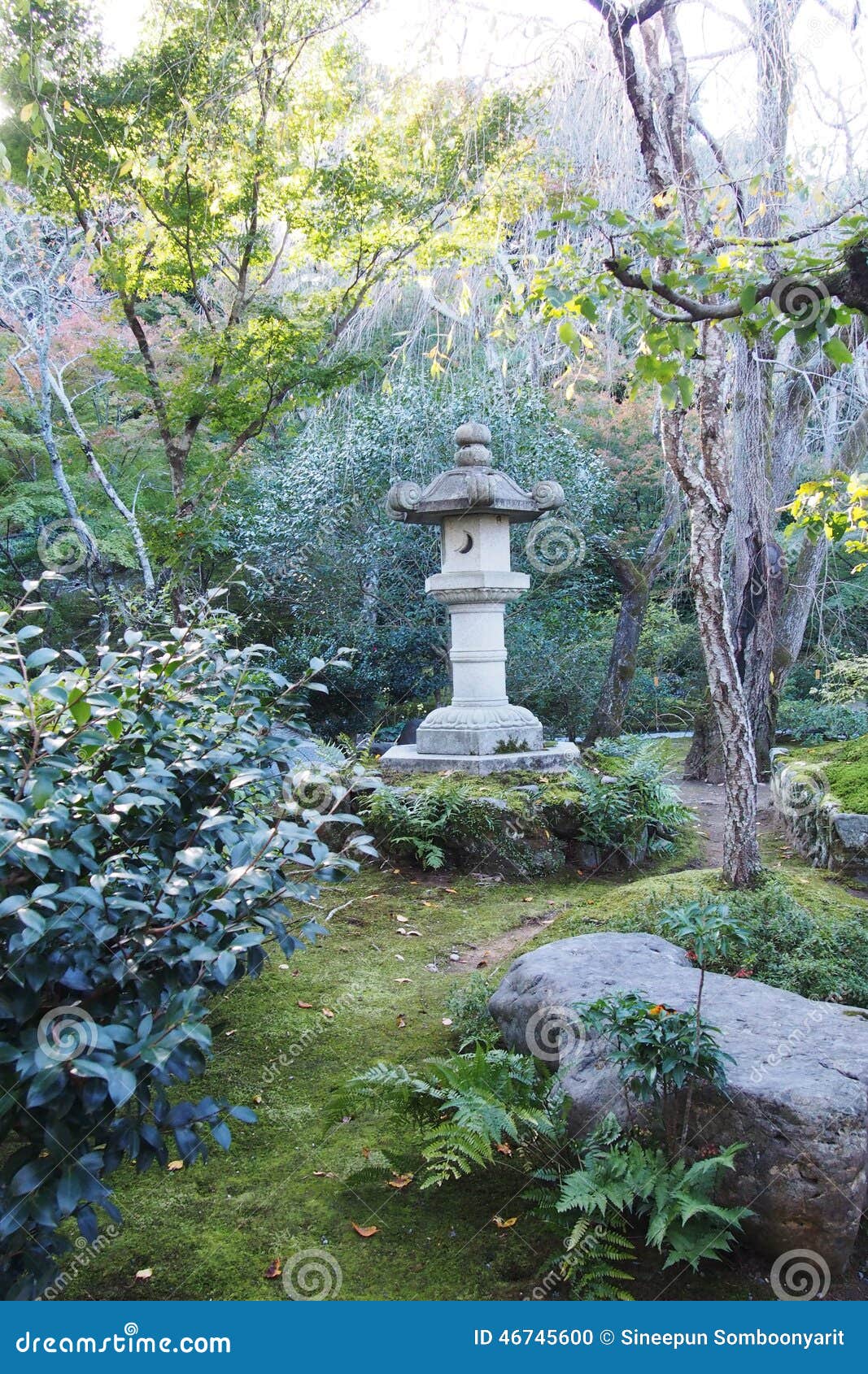 Japanese Garden Stone Sculpture Stock Photos - Download 1,078 Royalty ...