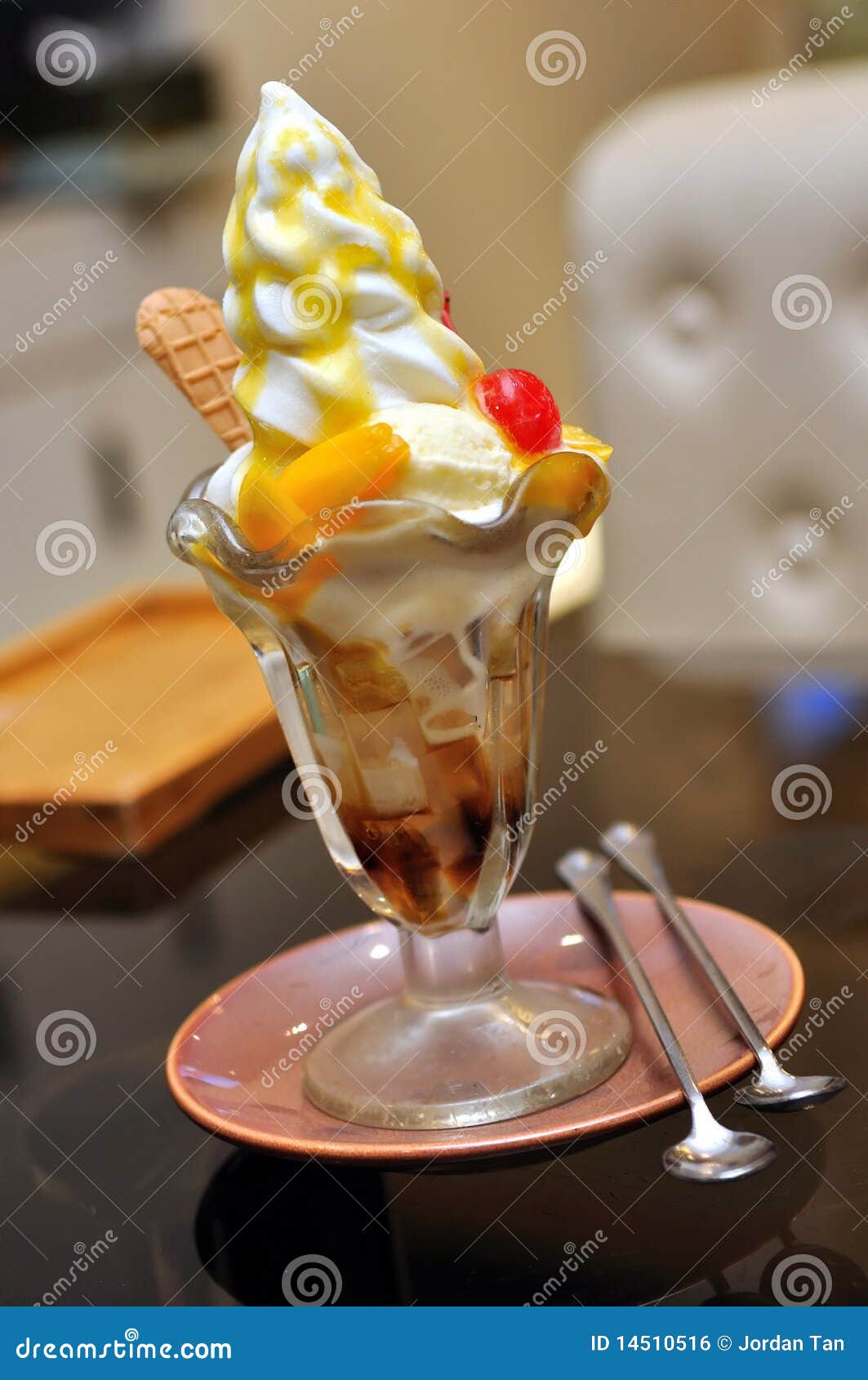 Japanese Ice Cream Sundae