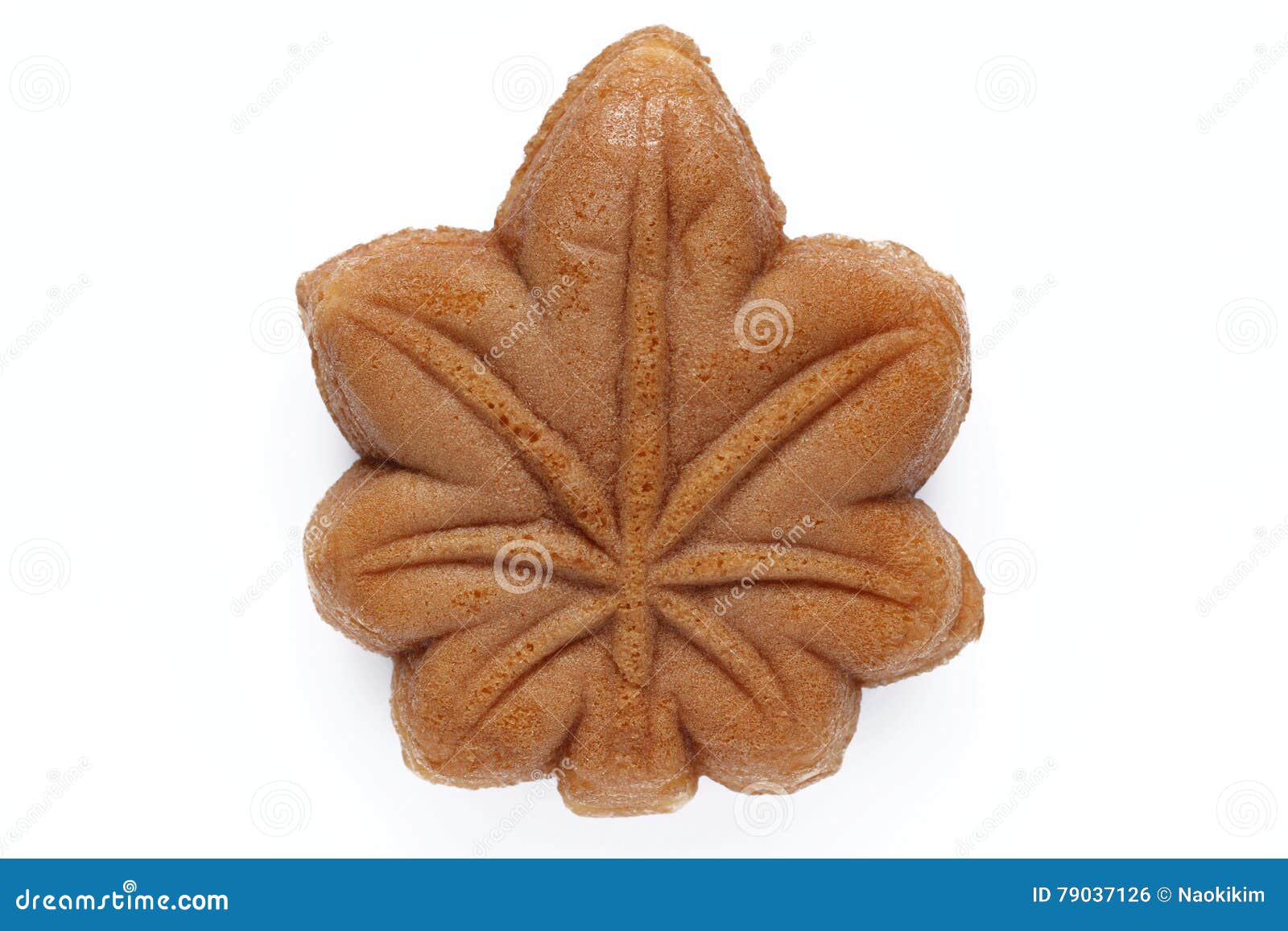 Japanese Maple Leaf Shaped Cake Stock Photo - Image of dessert, cake ...