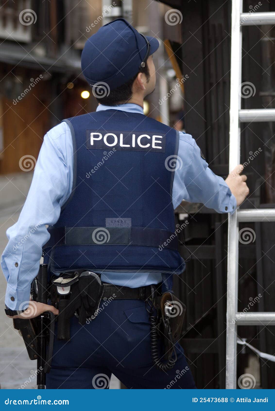 Japanese policeman editorial stock photo. Image of kyoto - 25473688