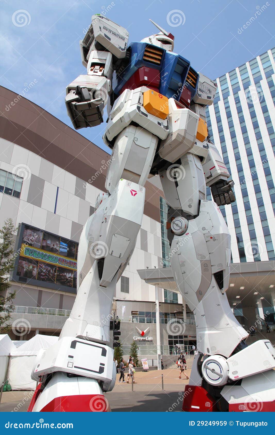 Japanese robot editorial stock image. Image of statue - 29249959