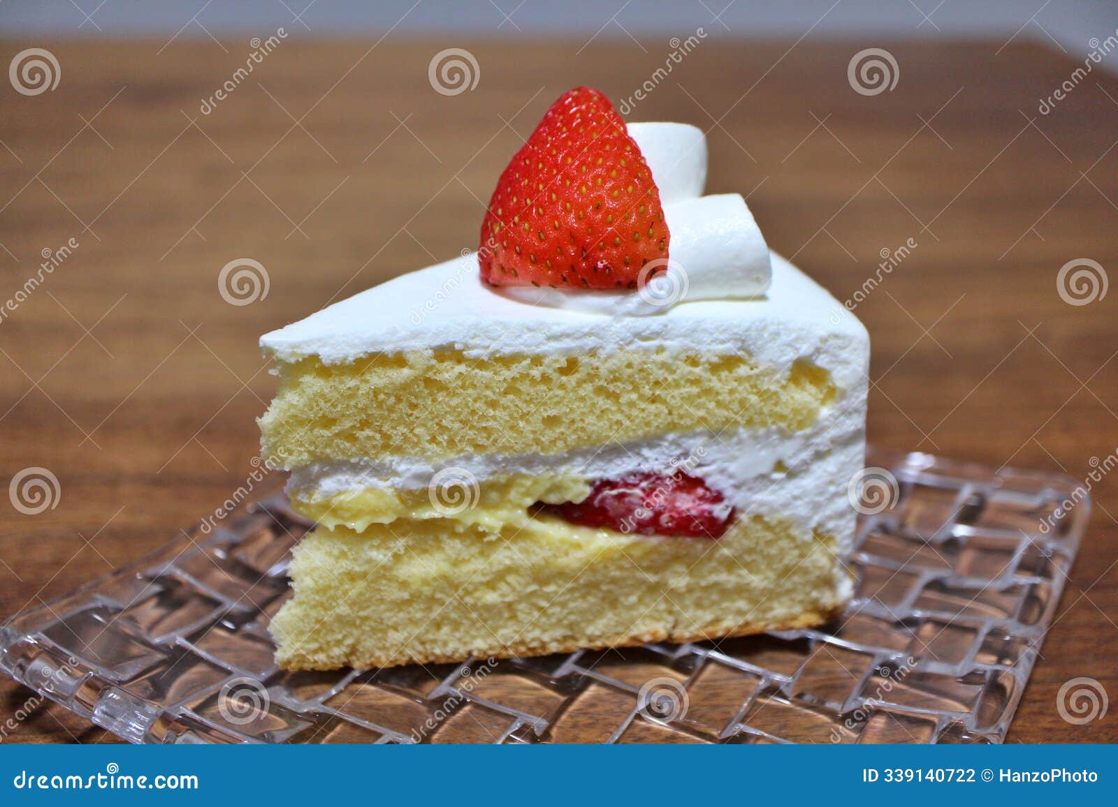 Japanese Strawberry Shortcake (layer Cake) Stock Photo - Image of ...