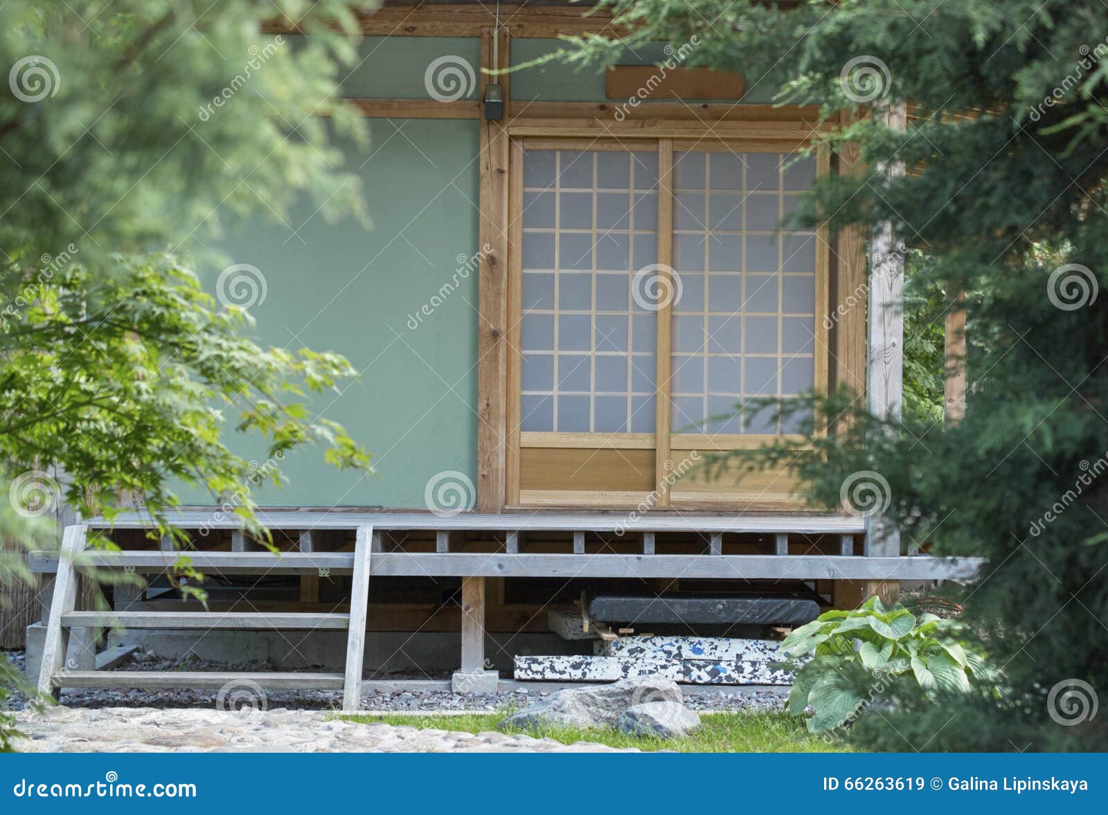 Japanese summer house stock image. Image of stone, landmark - 66263619