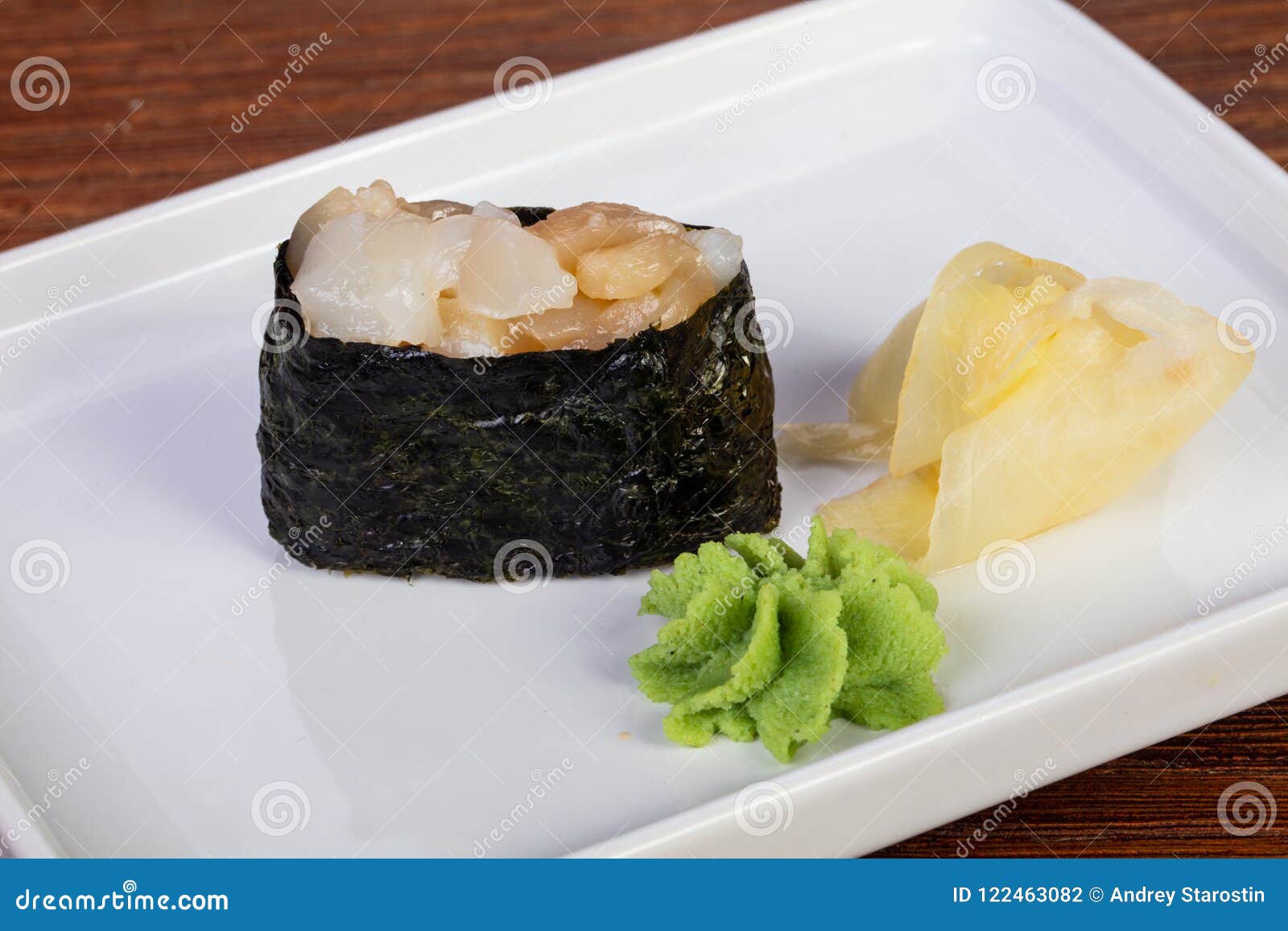 Japanese Sushi Gunkan Scallops Stock Photo - Image of sushi, japanese ...