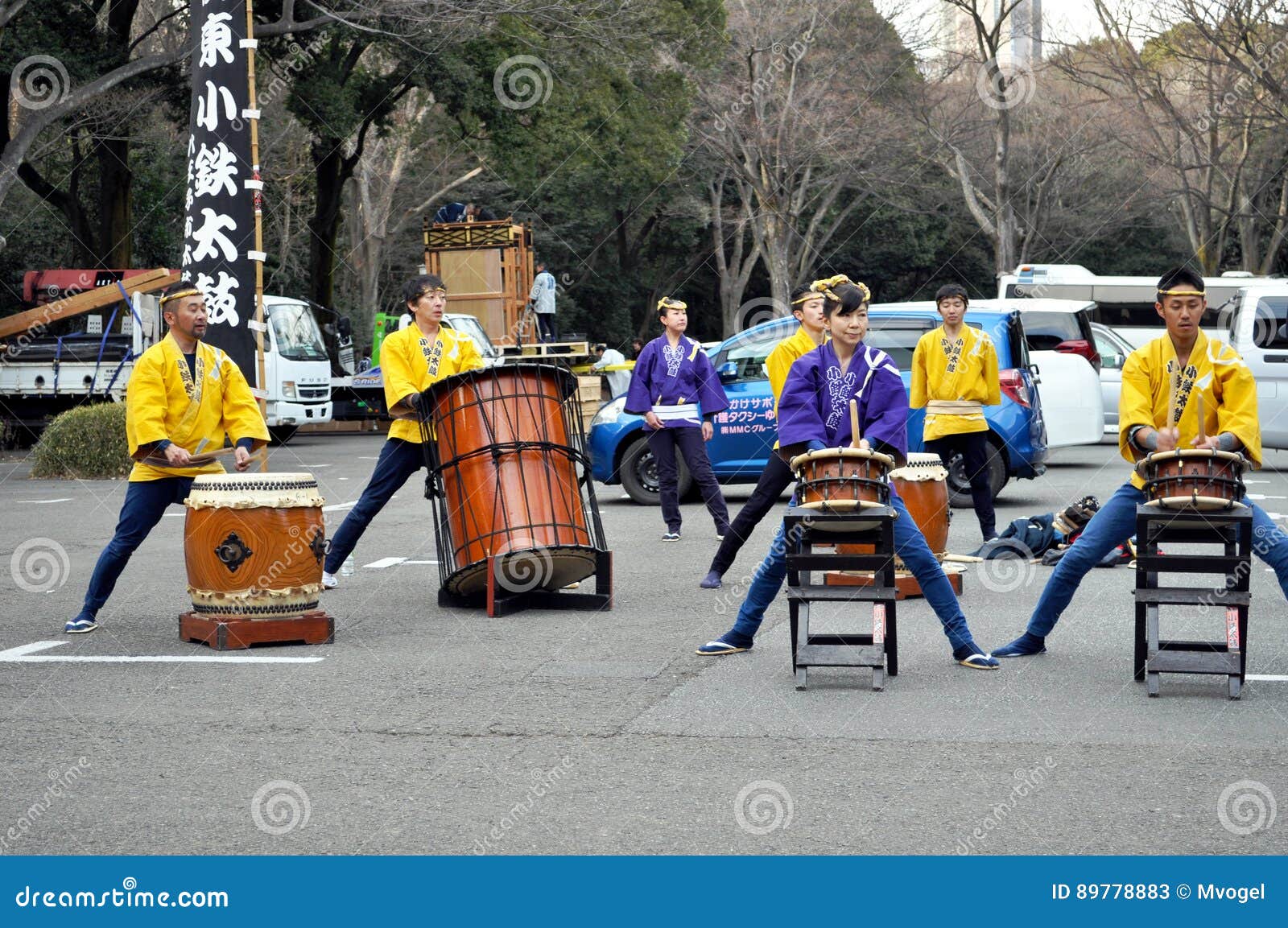 Japanese Taiko Drummers in Tokyo Japan Editorial Stock Photo - Image of ...
