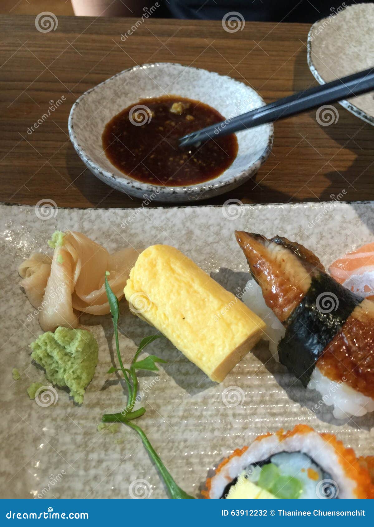 Japansk mat arkivfoto. Bild av sushi, rulle, japan - 63912232